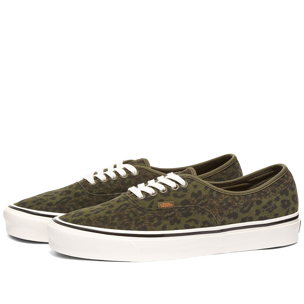 Vans UA Authentic 44 DX Sneakers in Leopard Camo/Grape Leaf Vans