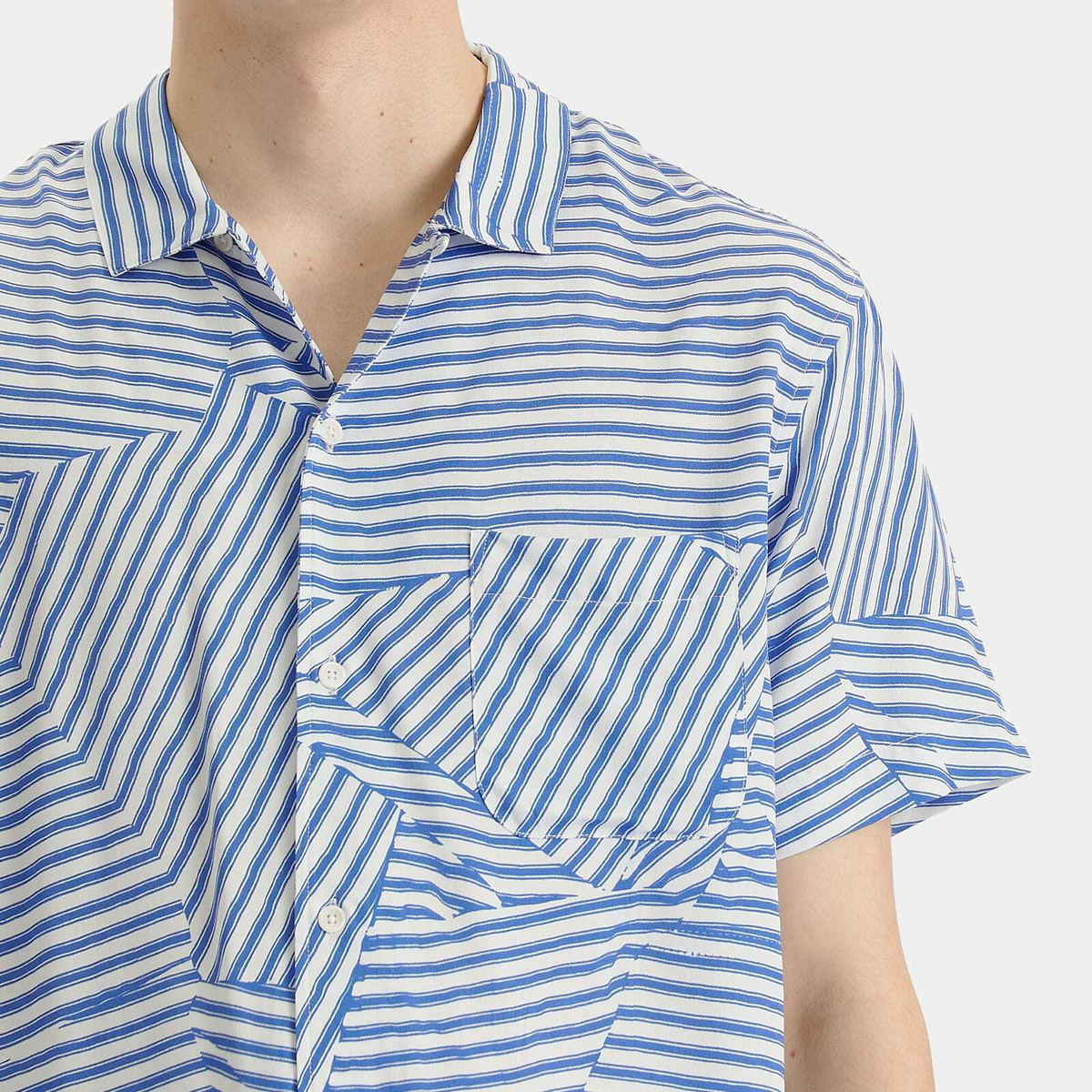 YMC Men's Malick Vacation Shirt in Blue/White YMC