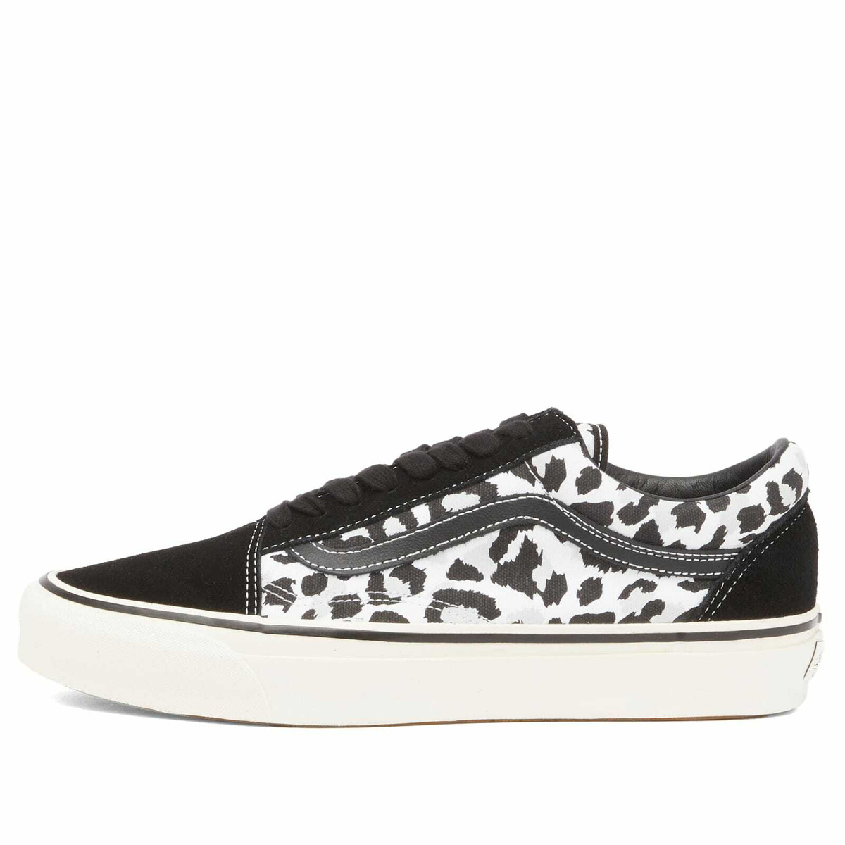Vans LX Old Skool Sneaker in Leopard Black/White Vans