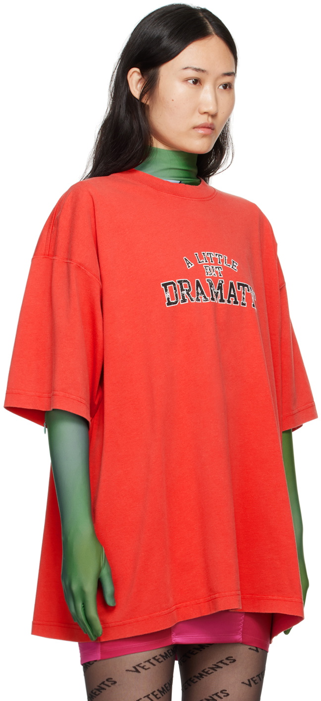 VETEMENTS Red 'A Little Bit Dramatic' T-Shirt Vetements