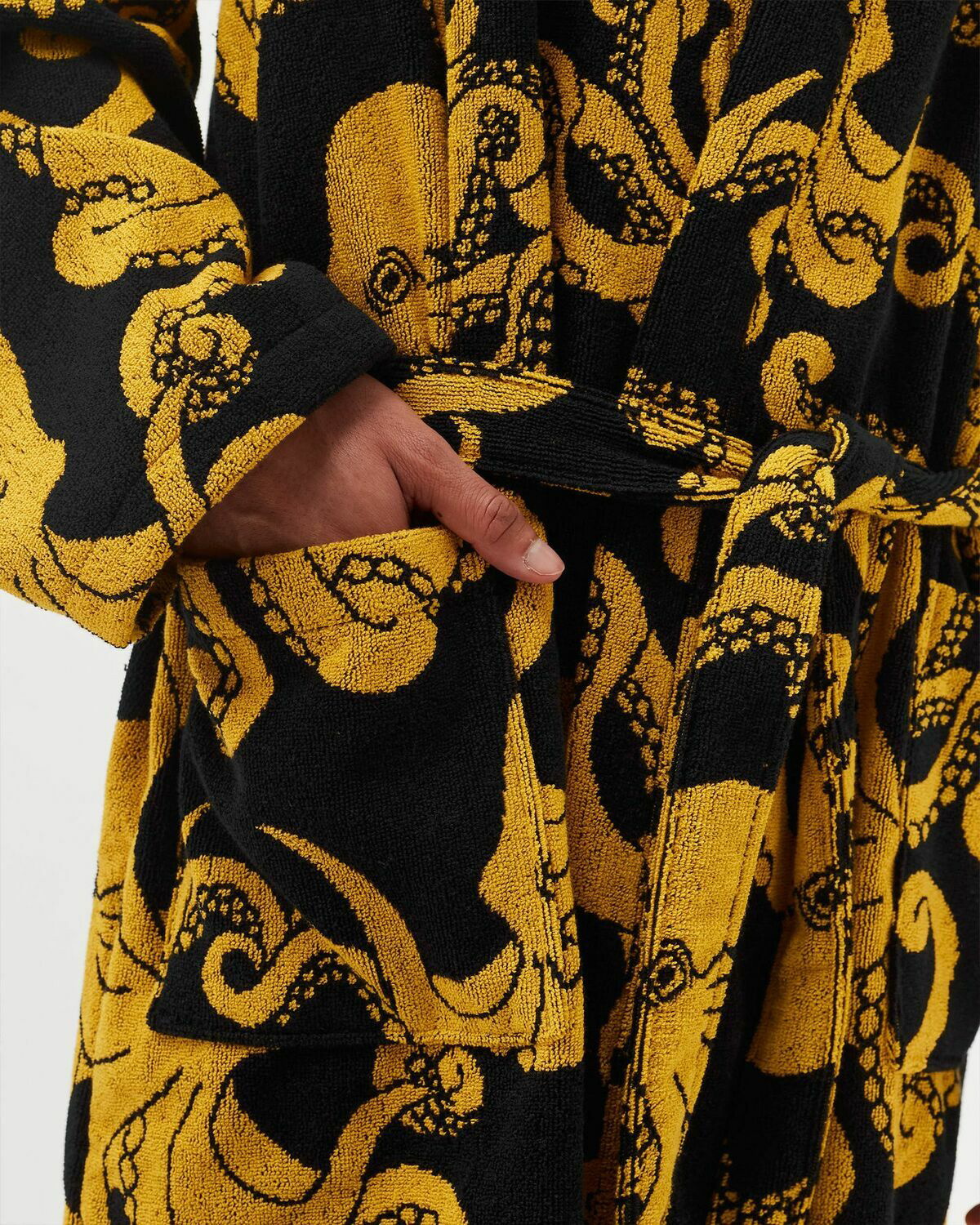 Oas The Black Octo Robe Black - Mens - Swimwear|Bathing|Bathrobes OAS