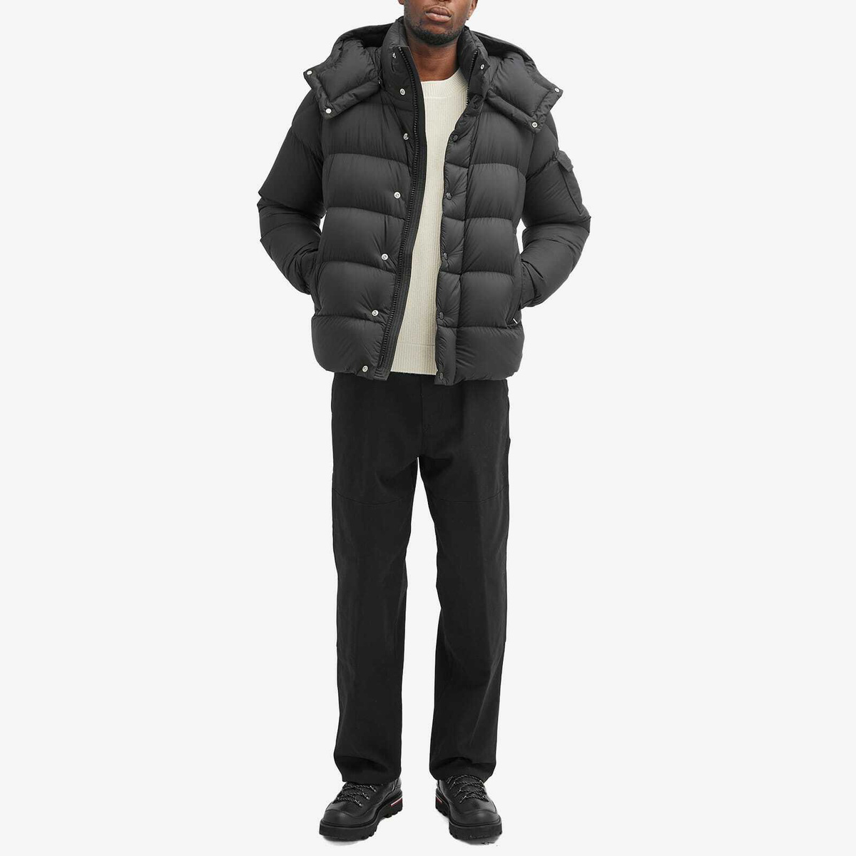 Moncler Men's Vezere Padded Jacket in Black Moncler