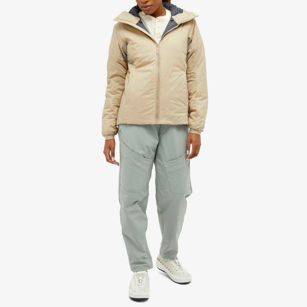 Arc'teryx Women's Atom Heavyweight Hoodie Jacket in Smoke Bluff Arc'teryx