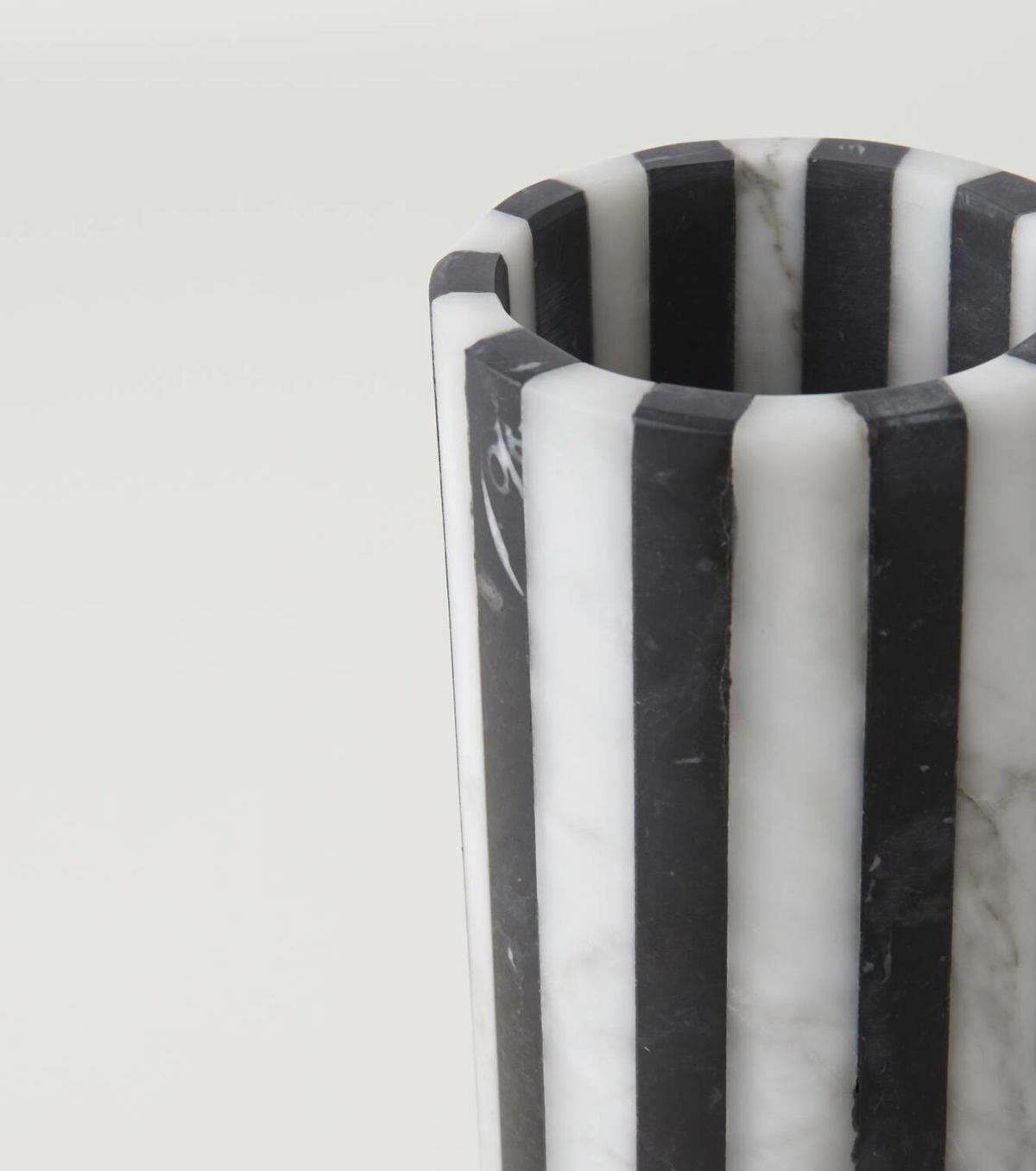 Editions Milano Bloom High vase Editions Milano