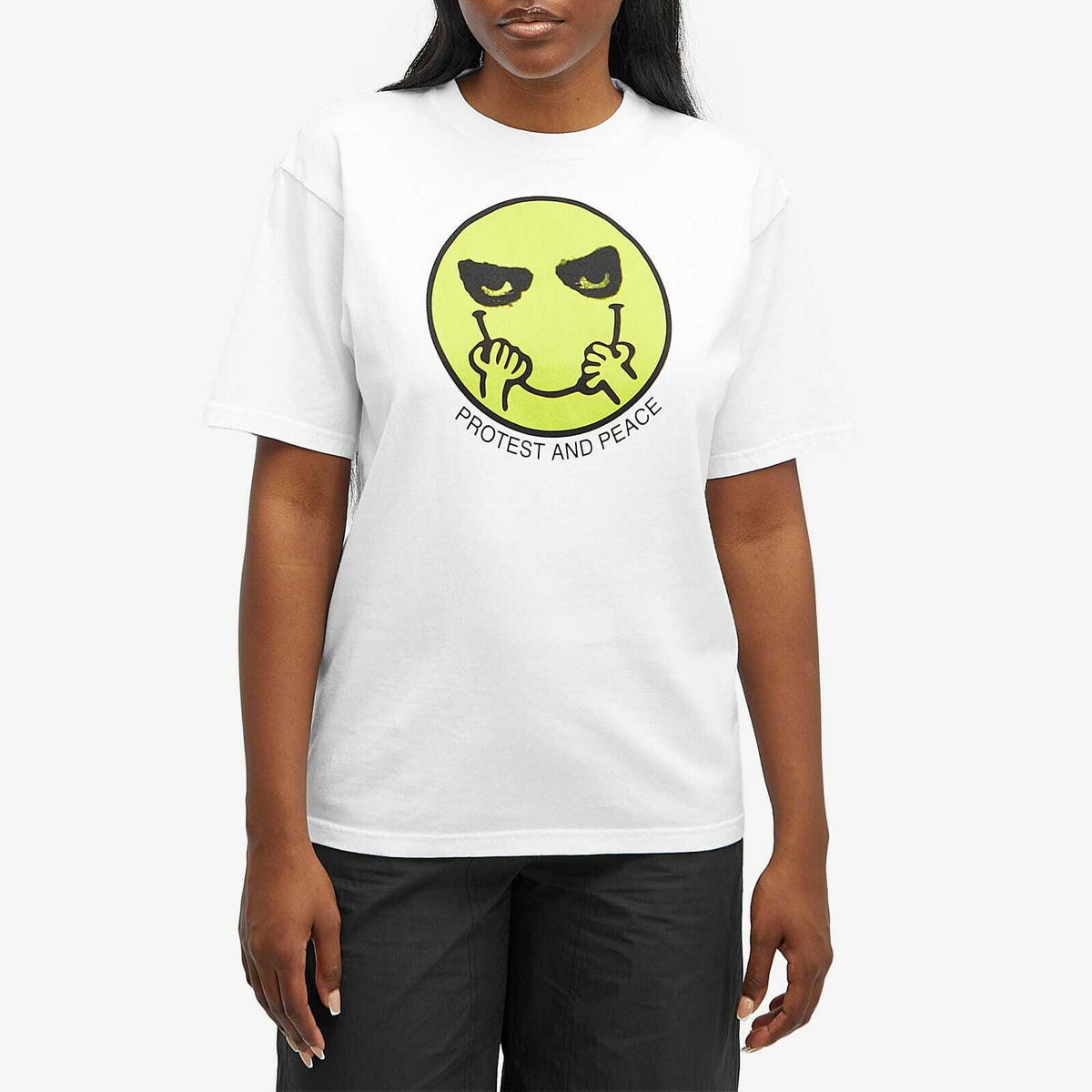 Undercover Women's Simley Propaganda T-Shirt in White Undercover