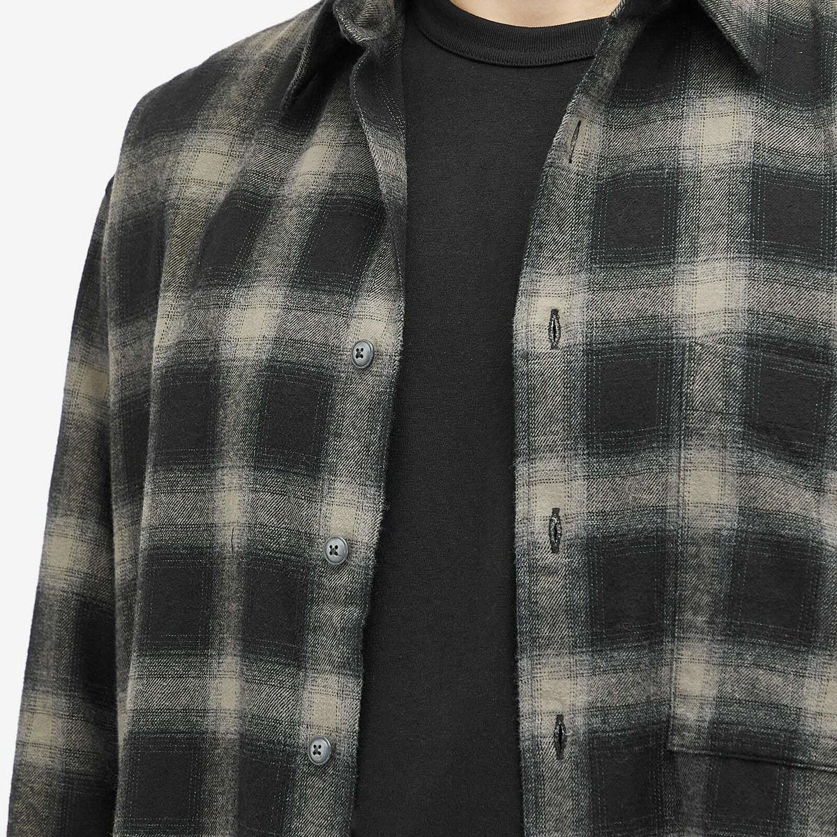 FrizmWORKS Men's Ombre Flannel Shirt in Black FrizmWORKS