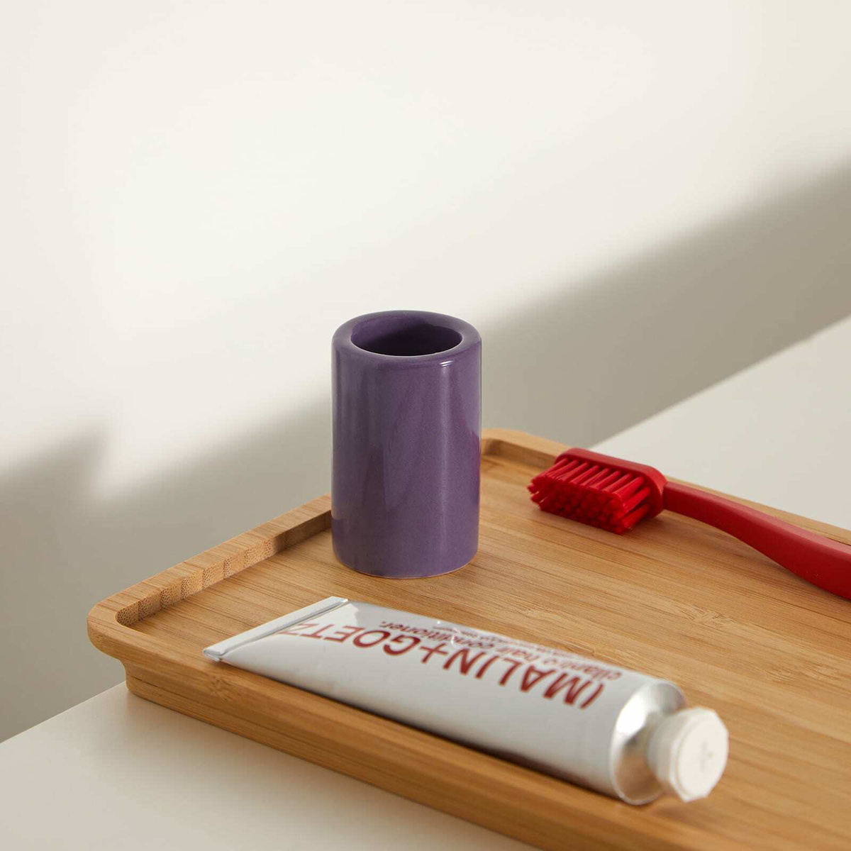 HAY Toothbrush Holder in Purple HAY