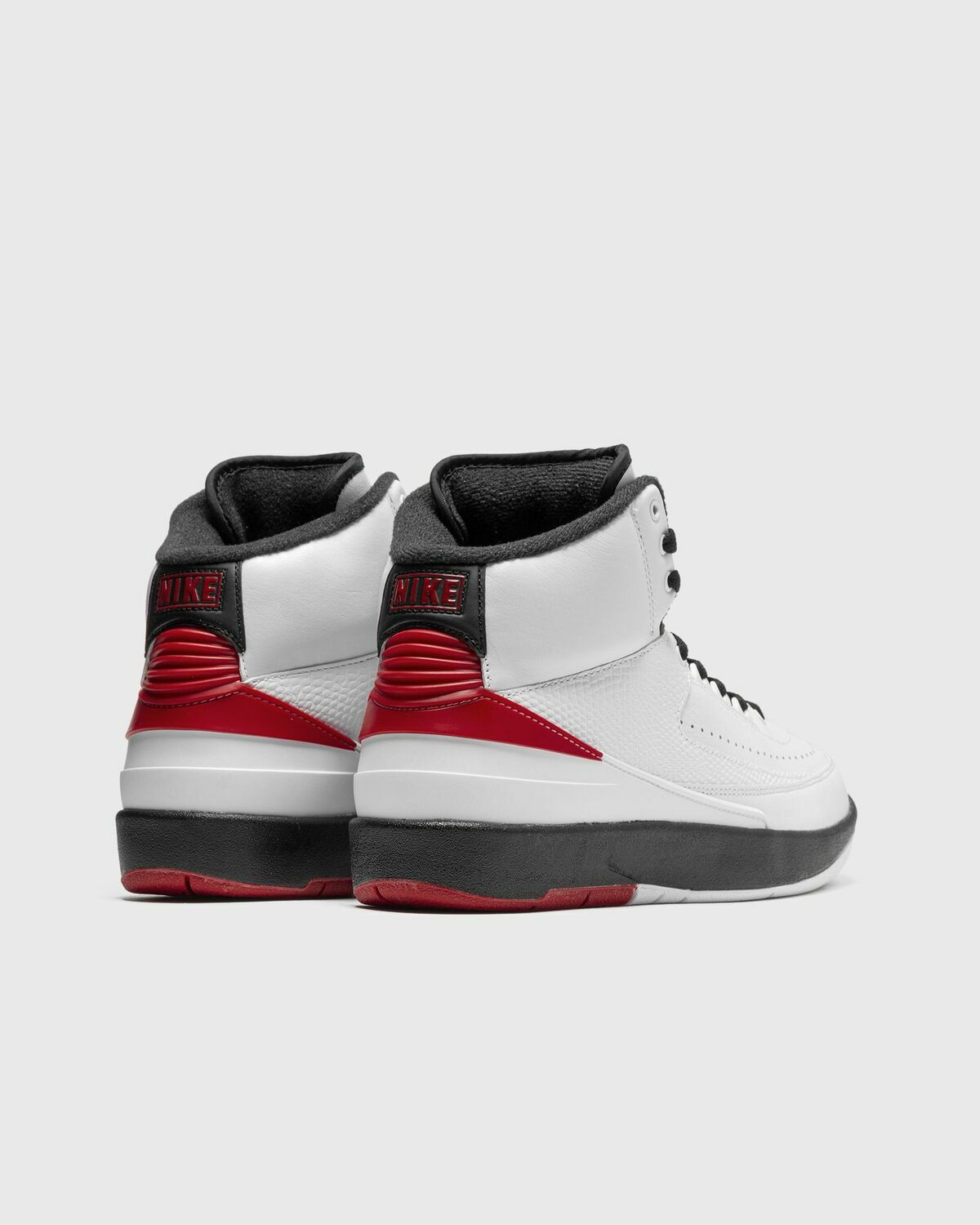 Jordan Air Jordan 2 Retro 'chicago' White Basketball/High & Midtop ...