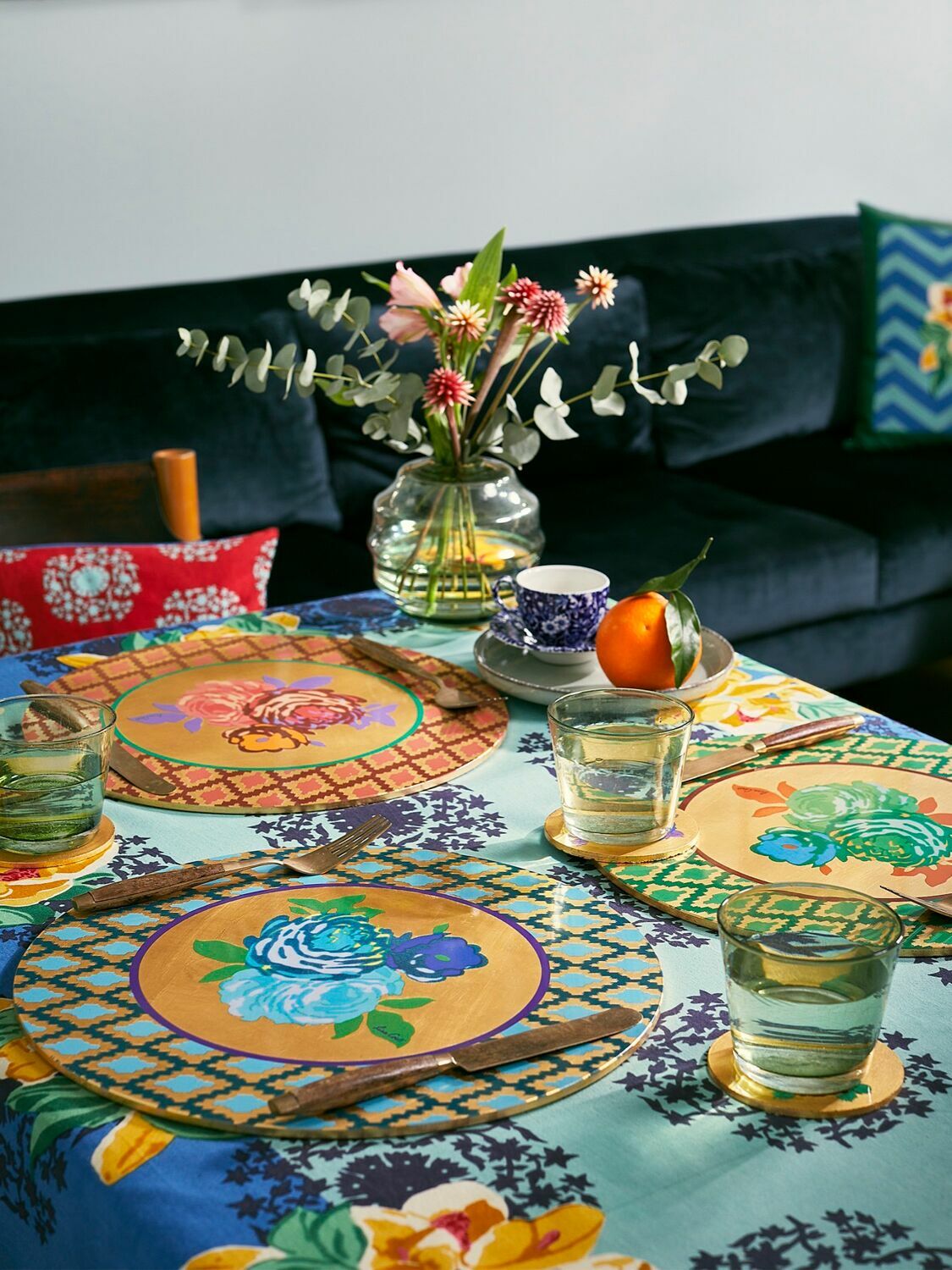 LISA CORTI Bold Rose Placemat with Gold Leaf Lisa Corti