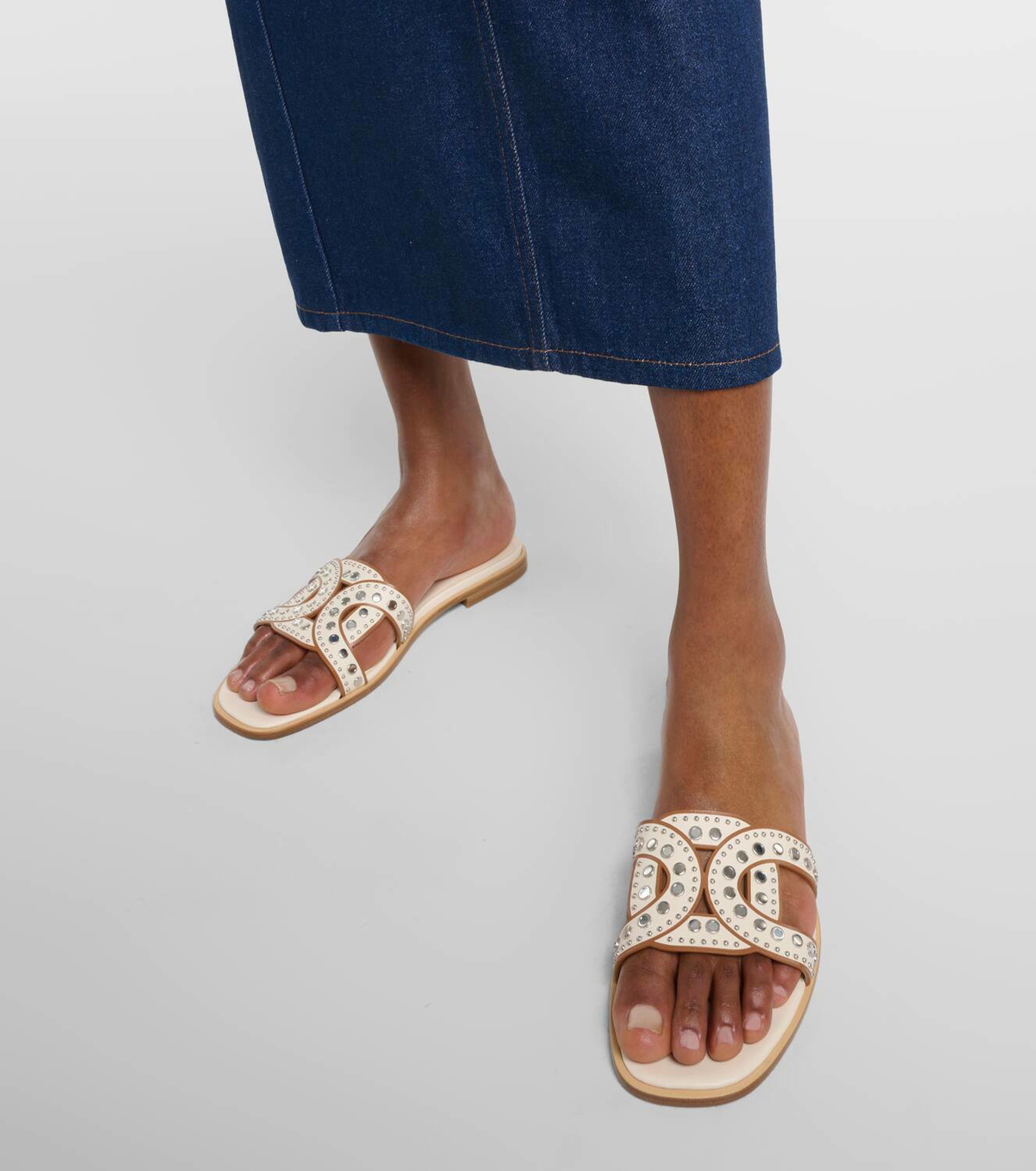 Tod's Raffia and leather slides Tod's