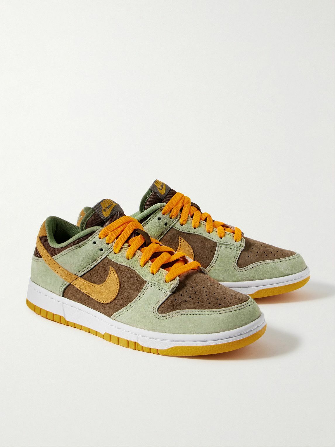 Nike - Dunk Low Suede Sneakers - Green Nike