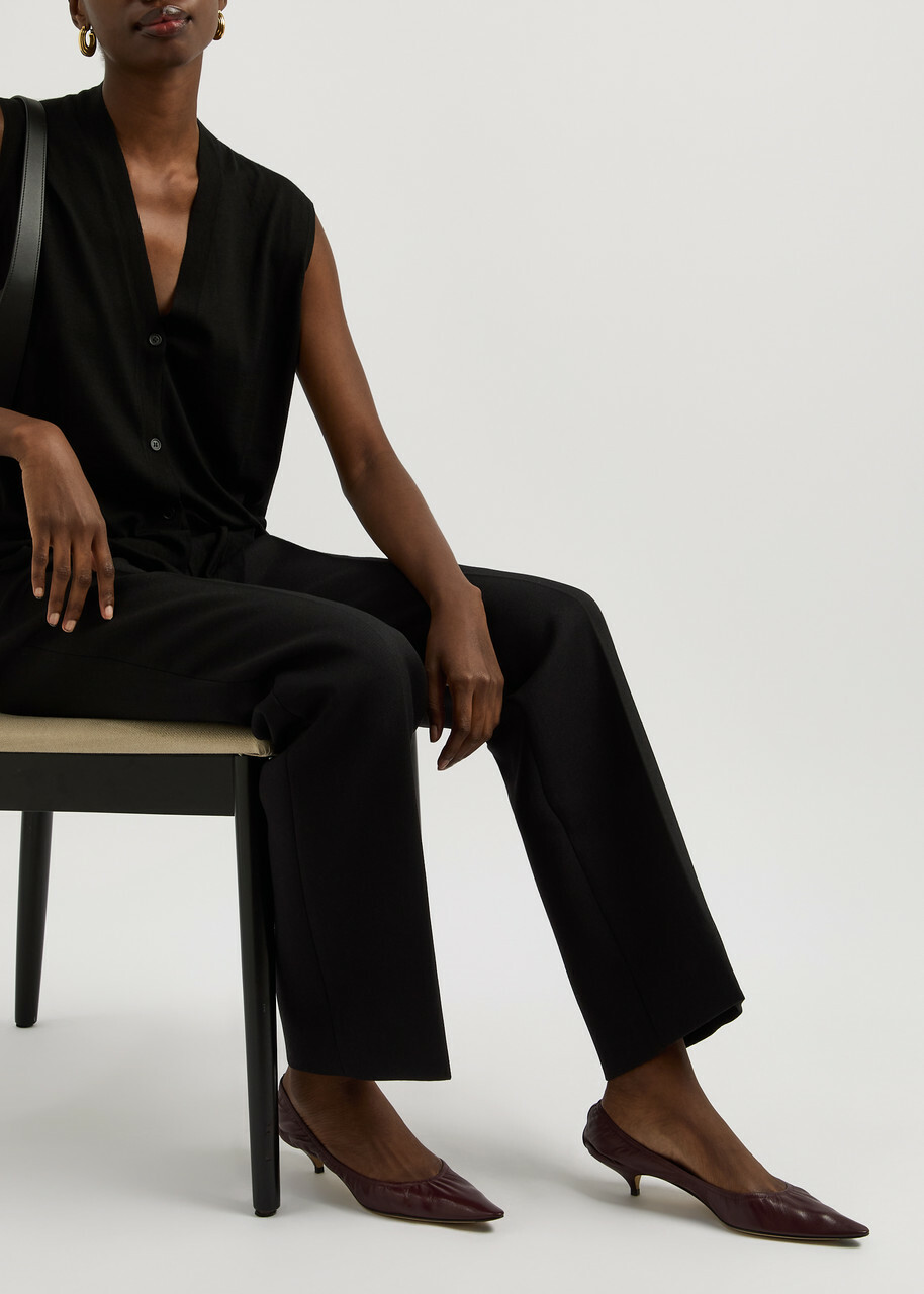 The Row Uxor 40 Leather Pumps The Row