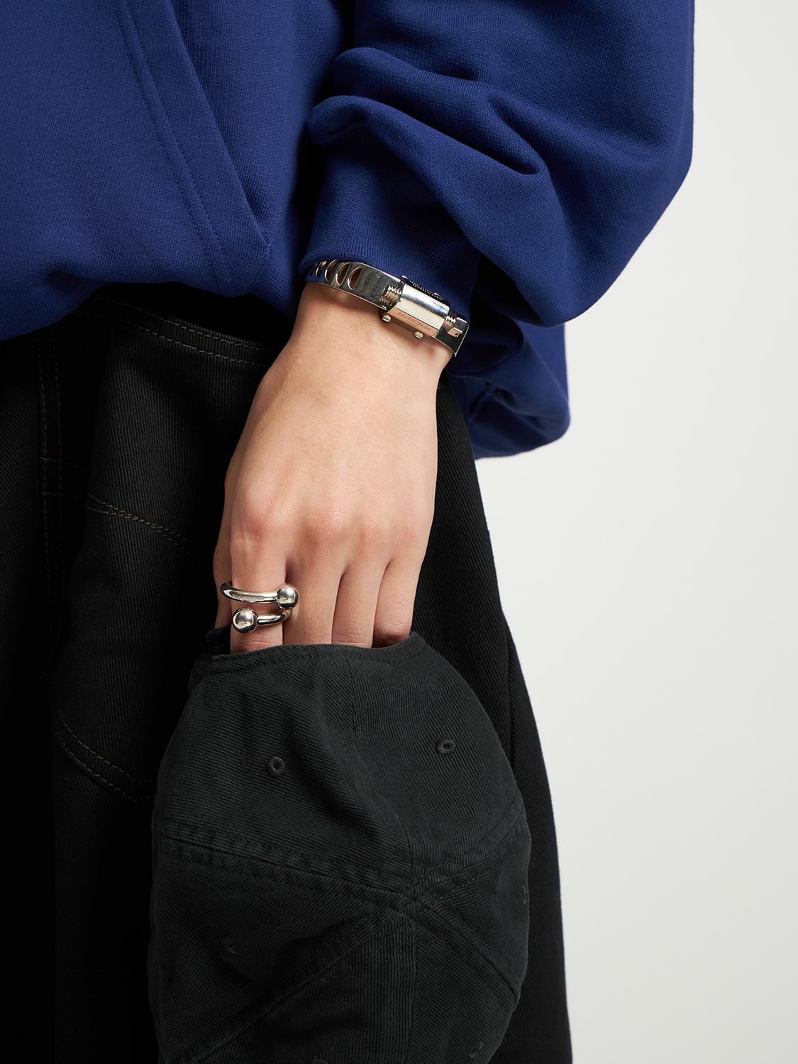 BALENCIAGA - Skate Brass Ring Balenciaga