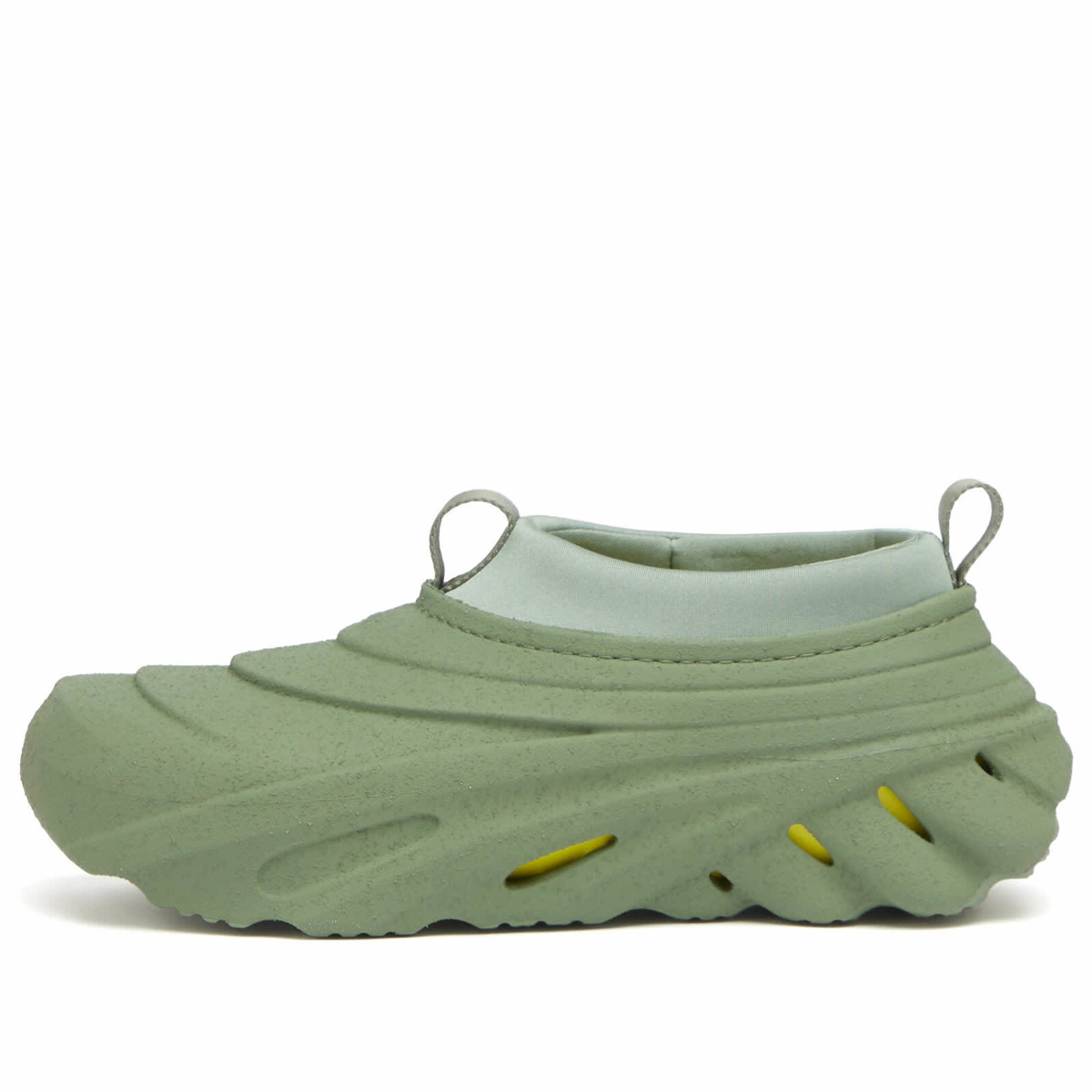 Crocs Echo Sand Storm in Moss Crocs