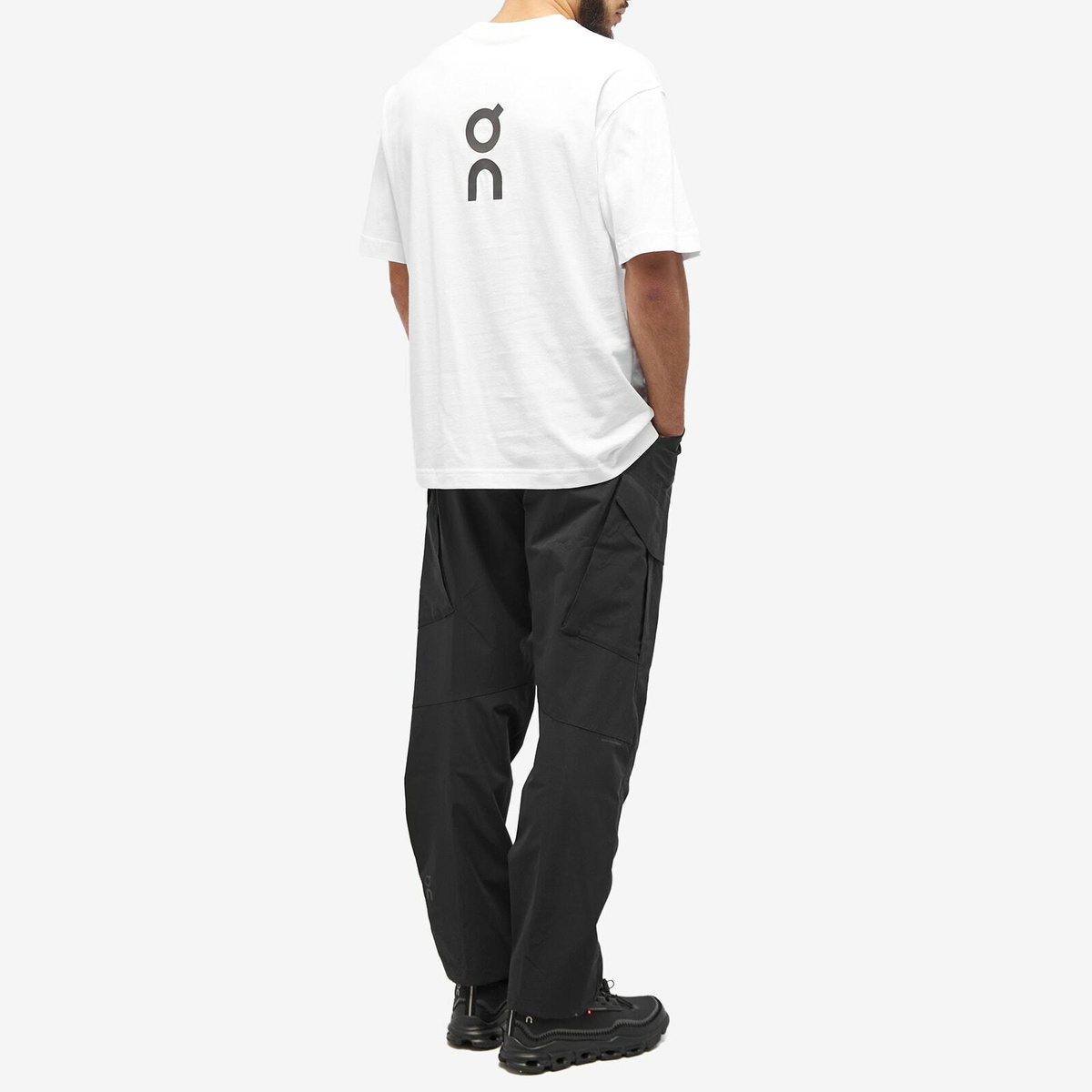 ON Men's Club T-Shirt in White On