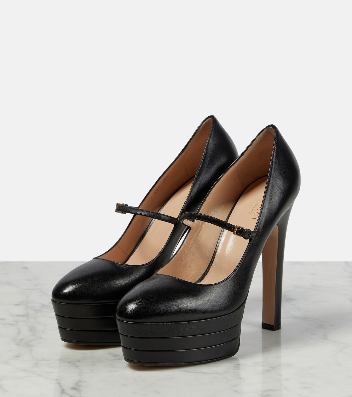 Gucci Leather platform pumps Gucci