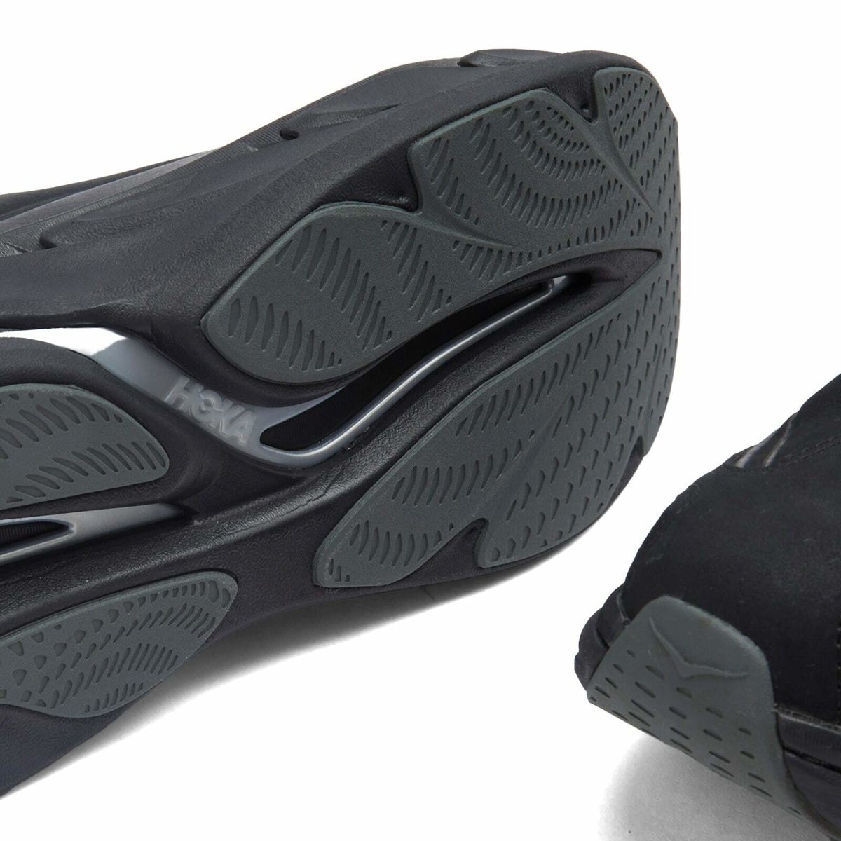 HOKA ONE ONE U Elevon X Sneaker in Black/Carbon Black Hoka One One