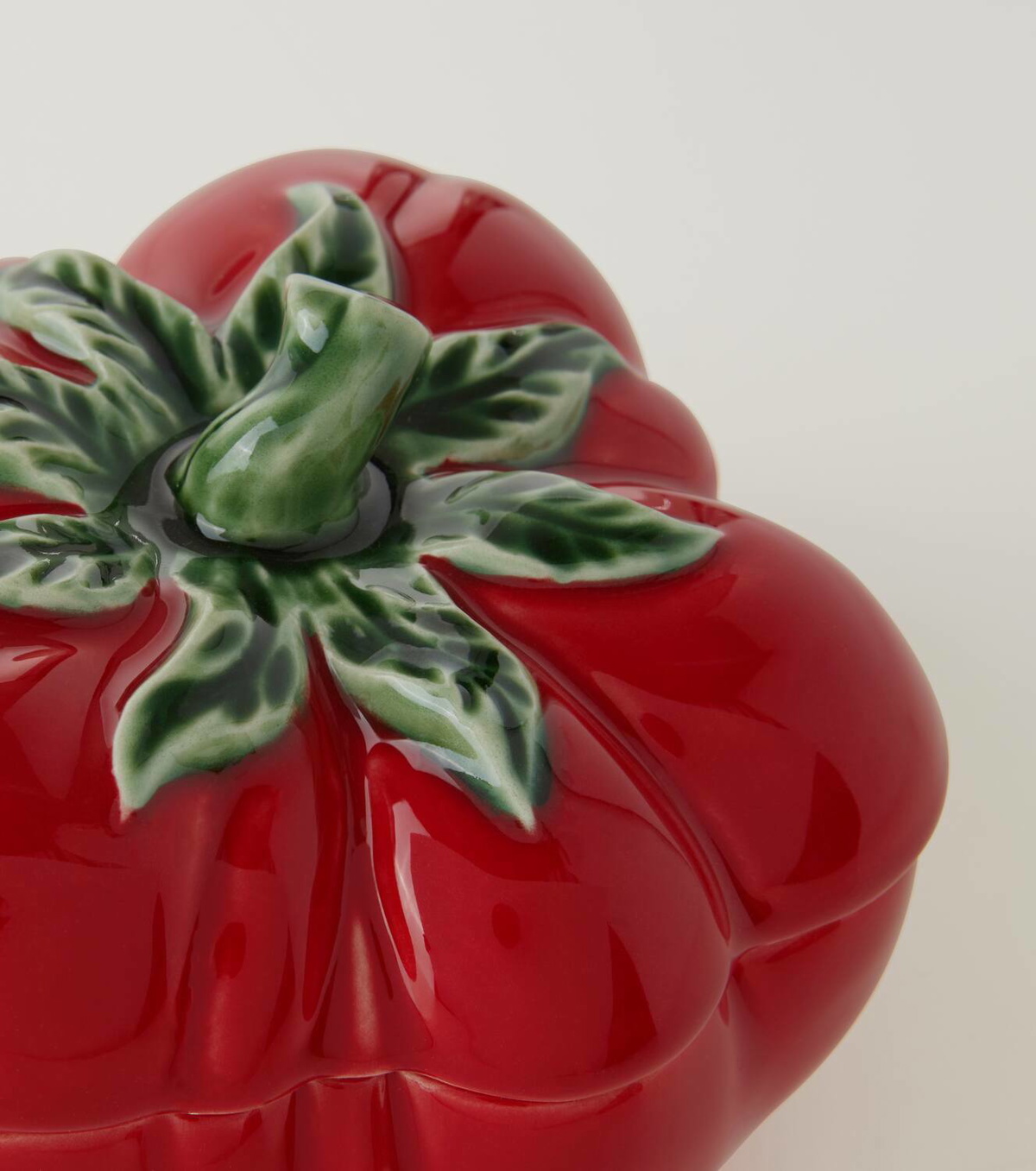 Bordallo Pinheiro Tomate ceramic box Bordallo Pinheiro