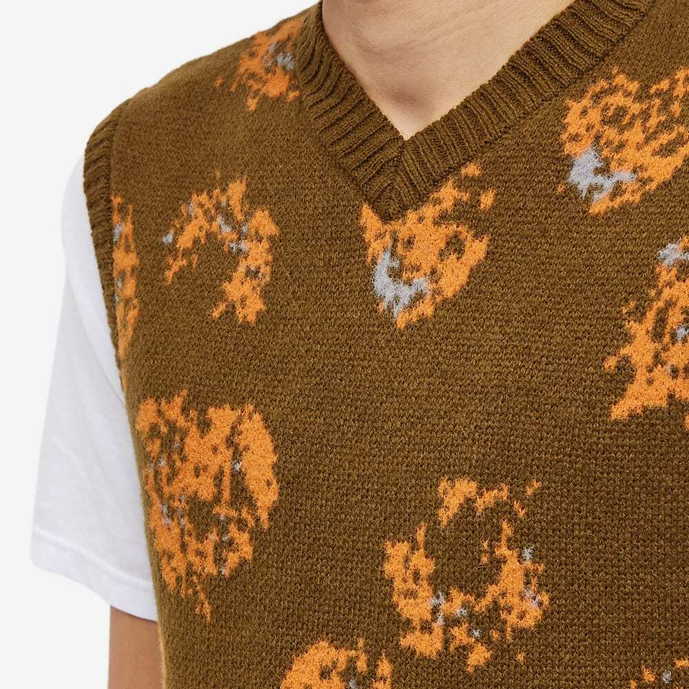 Wax London Men's Wes Knitted Vest in Khaki Wax London