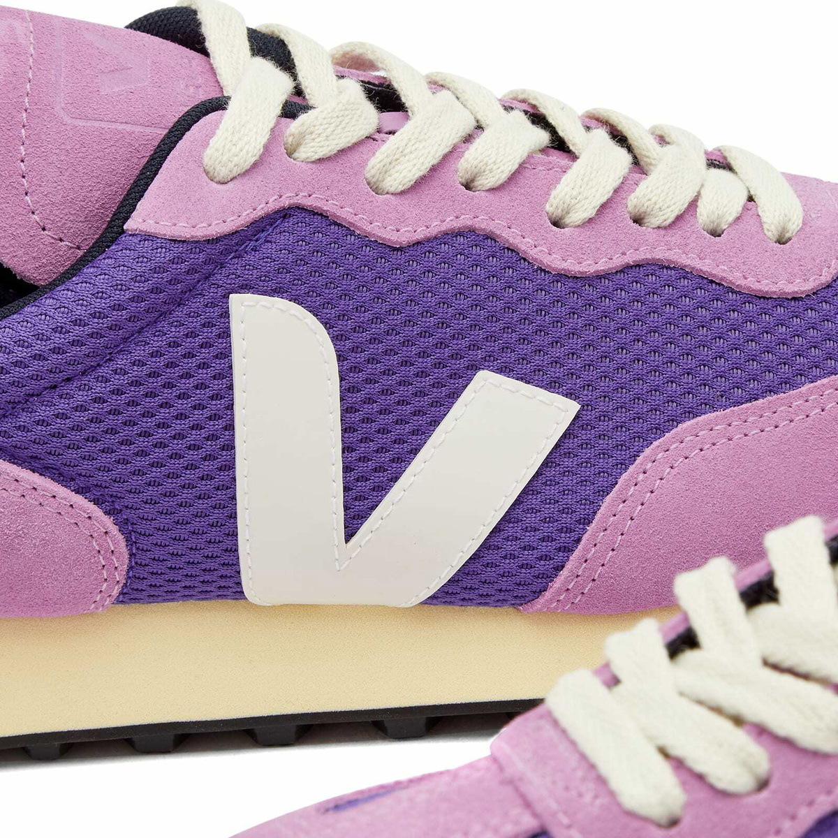 Veja Womens Women's Rio Branco Sneakers in Purple/White VEJA