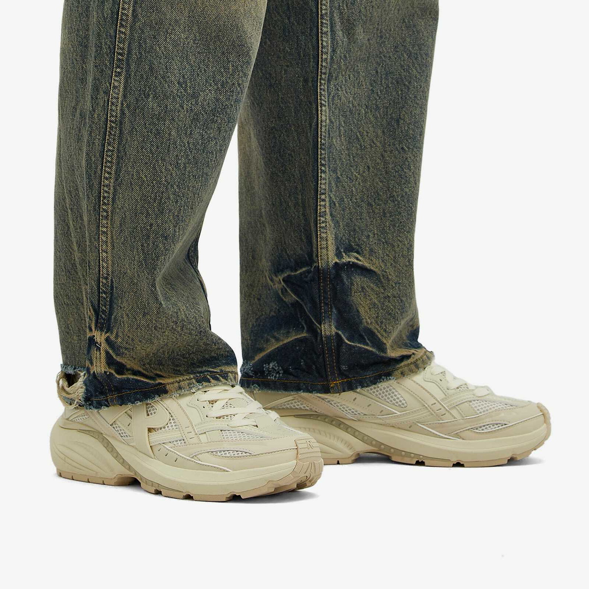 Represent Men's Storm Runner in Off White Represent