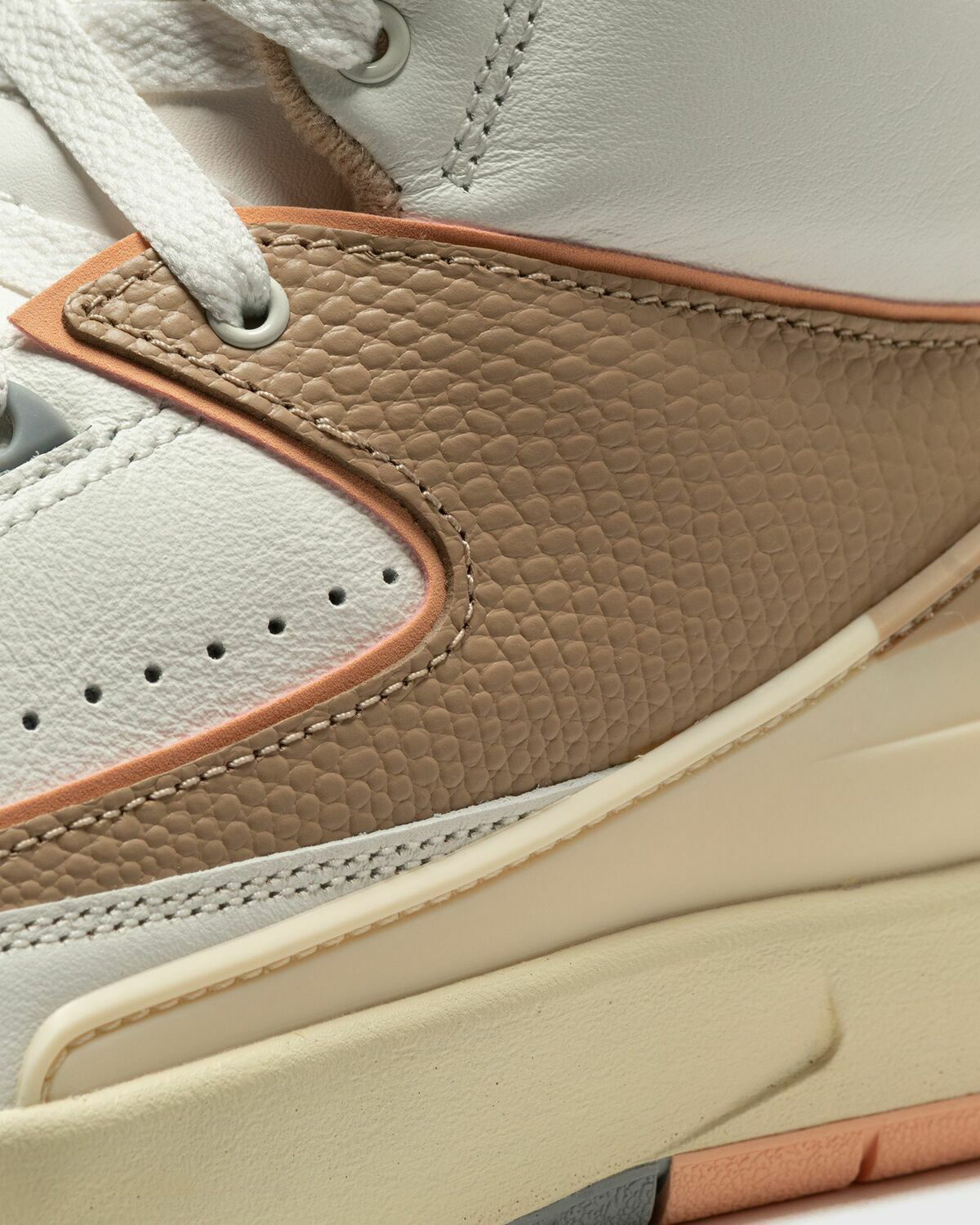 Jordan Air Jordan 2 Retro White/Beige High & Midtop JordanLuca