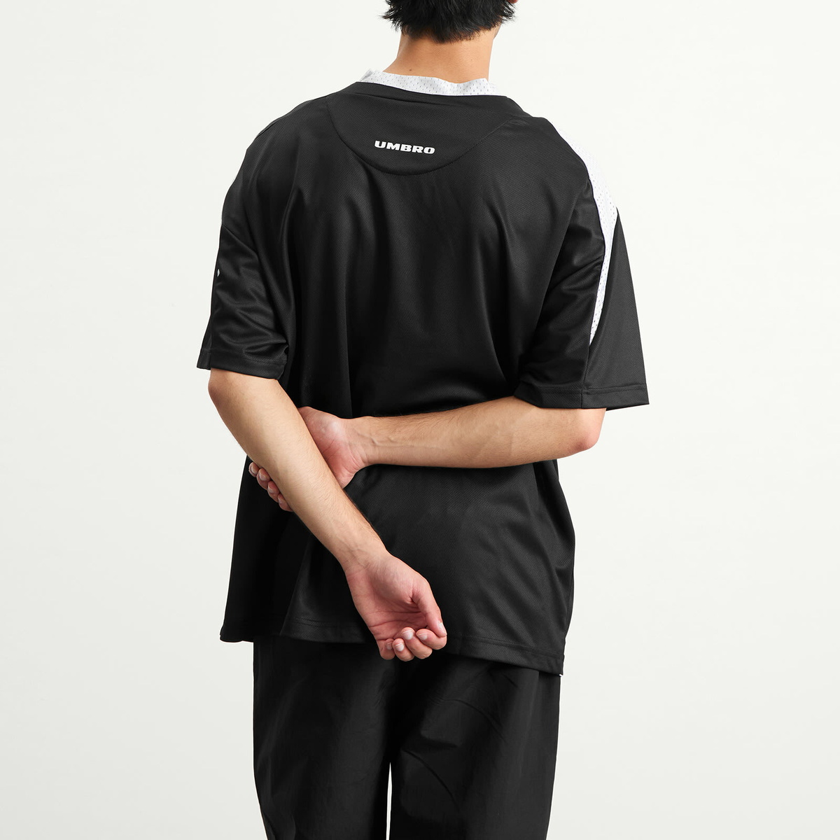 Umbro by Slam Jam Men's Training 08 10 T Shirt in Anthracite Umbro