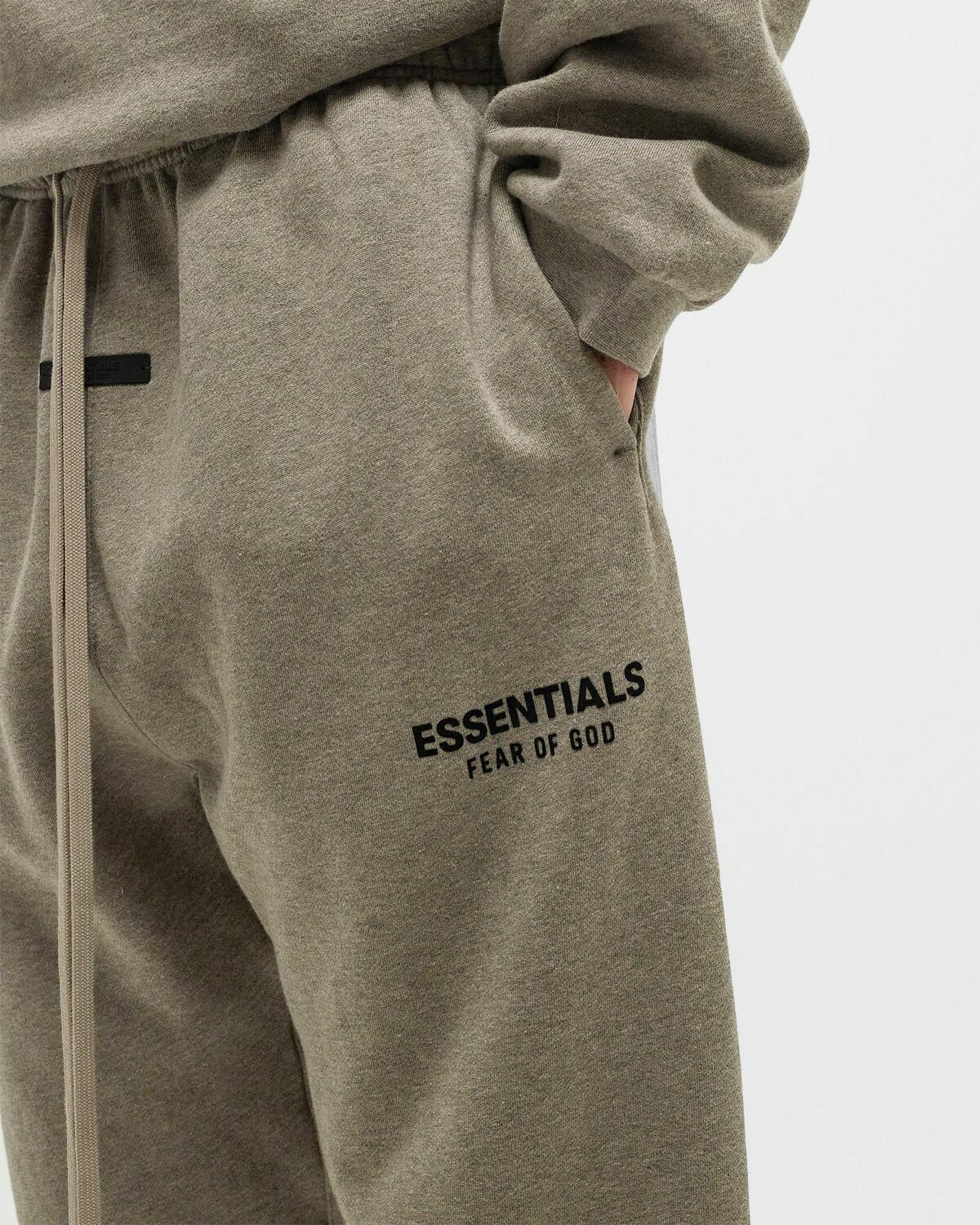 Fear Of God Essentials Fleece Essential Sweatpant Grey Fear Of God ...