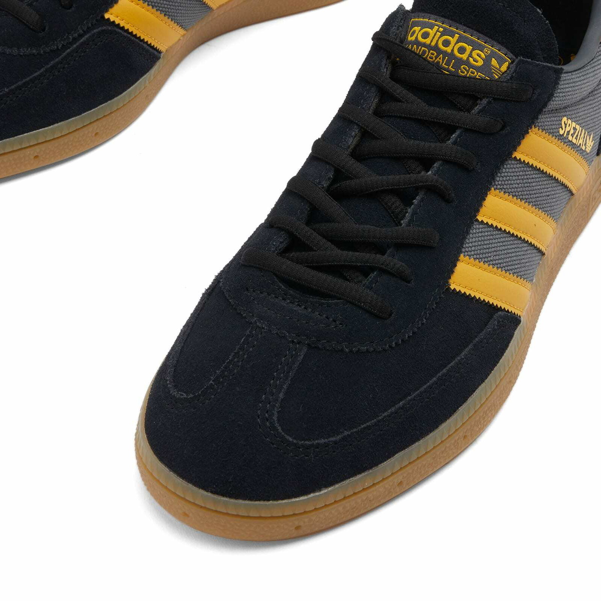 Adidas Handball Spezial in Core Black/Preloved Yellow/Grey Six S19 adidas