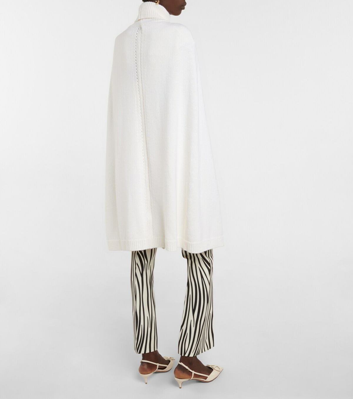 Valentino Wool and cashmere cape Valentino