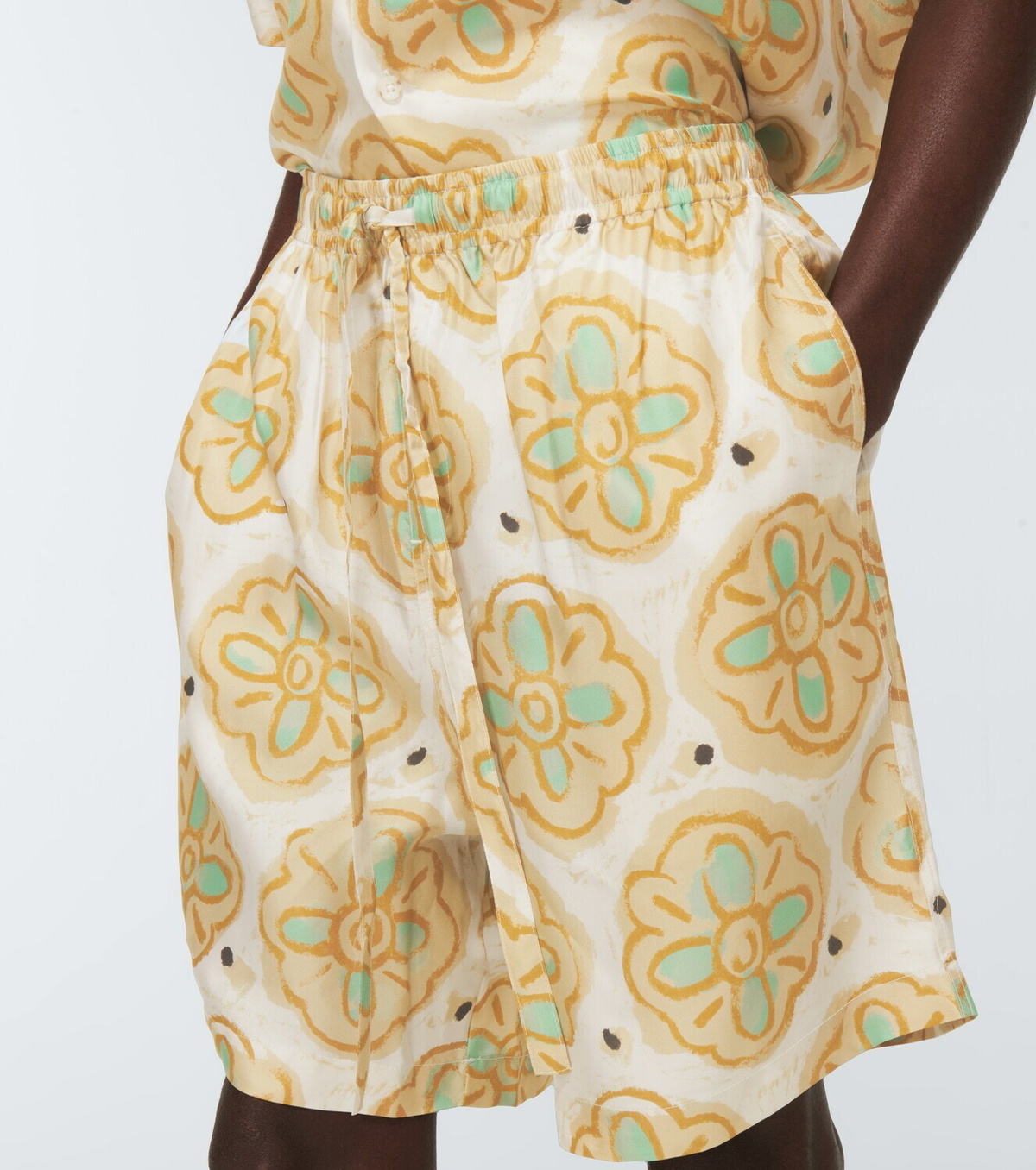Commas Printed silk shorts Commas