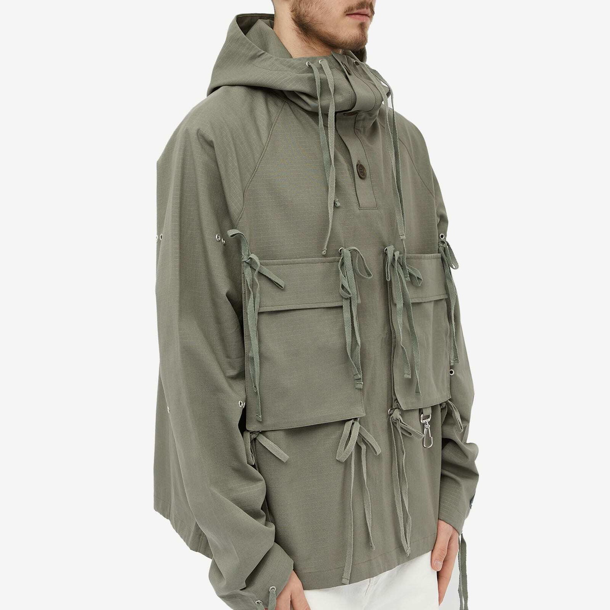 Reese Cooper Men's Modular Pocket Anorak in Olive Reese Cooper