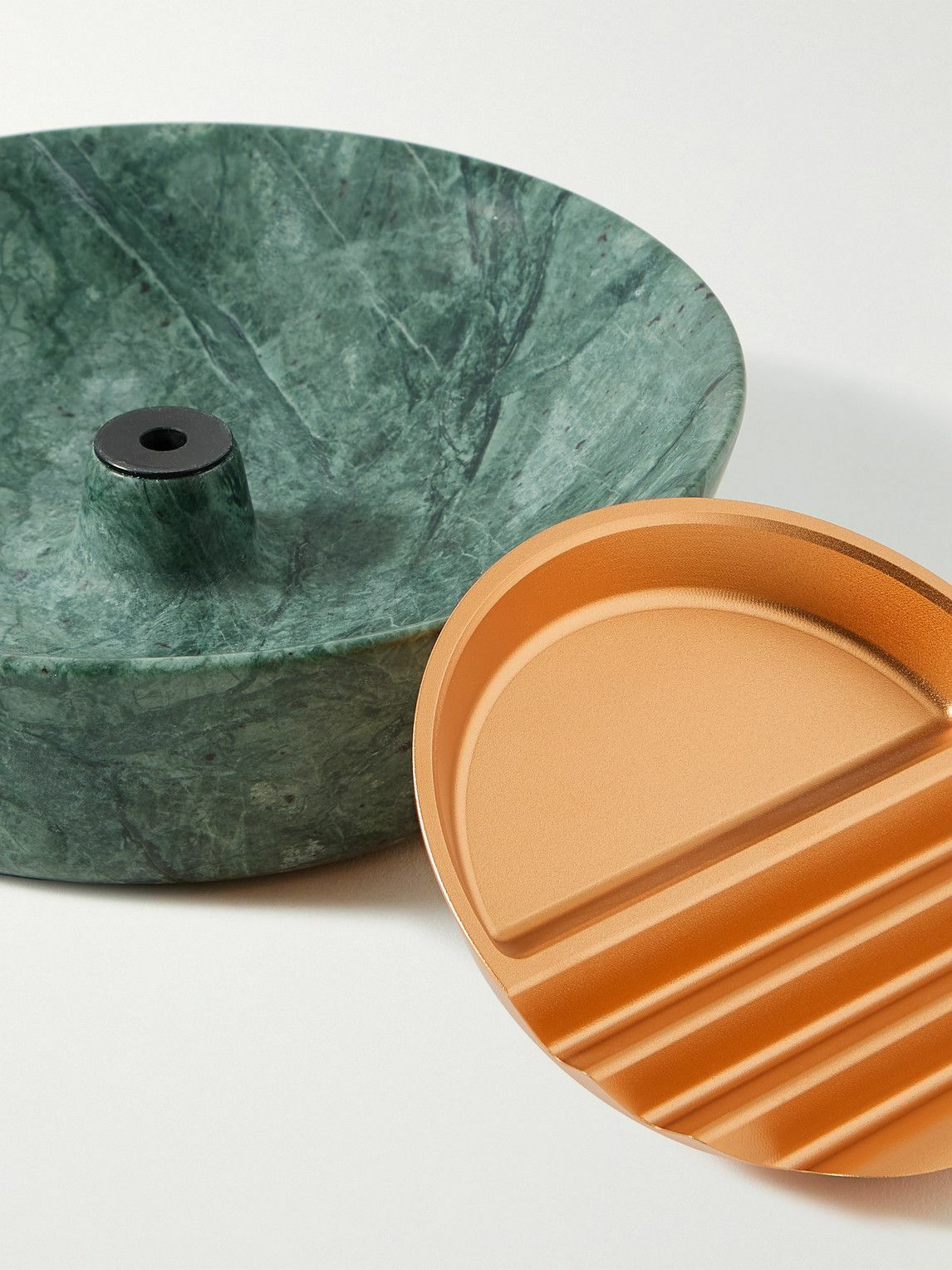 Houseplant - Ridge Marble and Aluminium Ashtray Houseplant