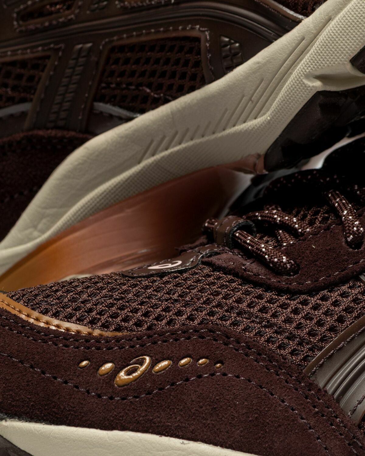 Asics Gel 1090v2 Brown Lowtop ASICS
