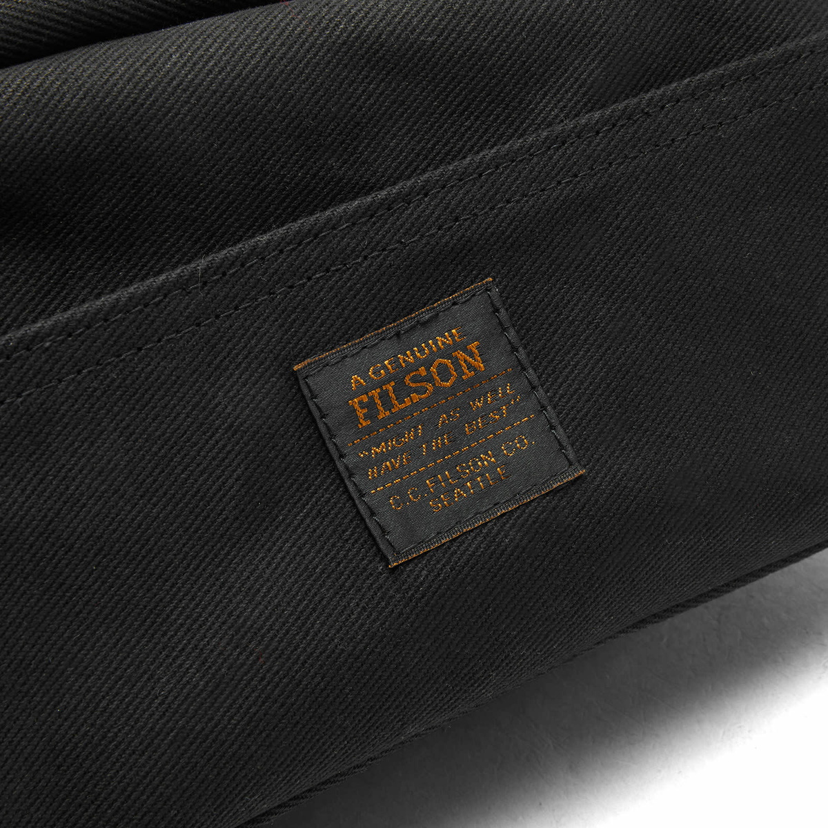 Filson Men's Travel Kit in Black Filson
