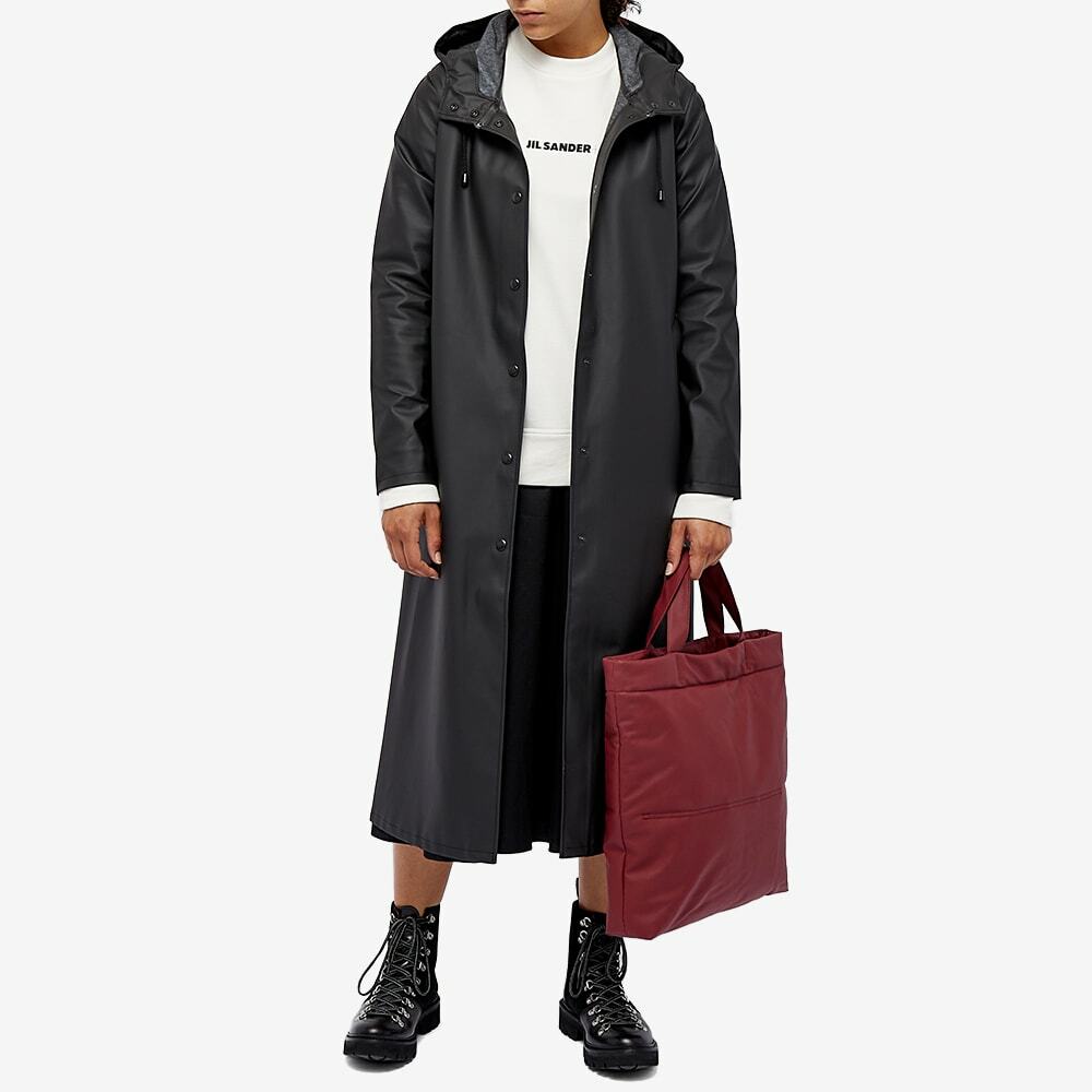 Stutterheim Women's Upperud Puffer Tote Bag in Burgundy Stutterheim