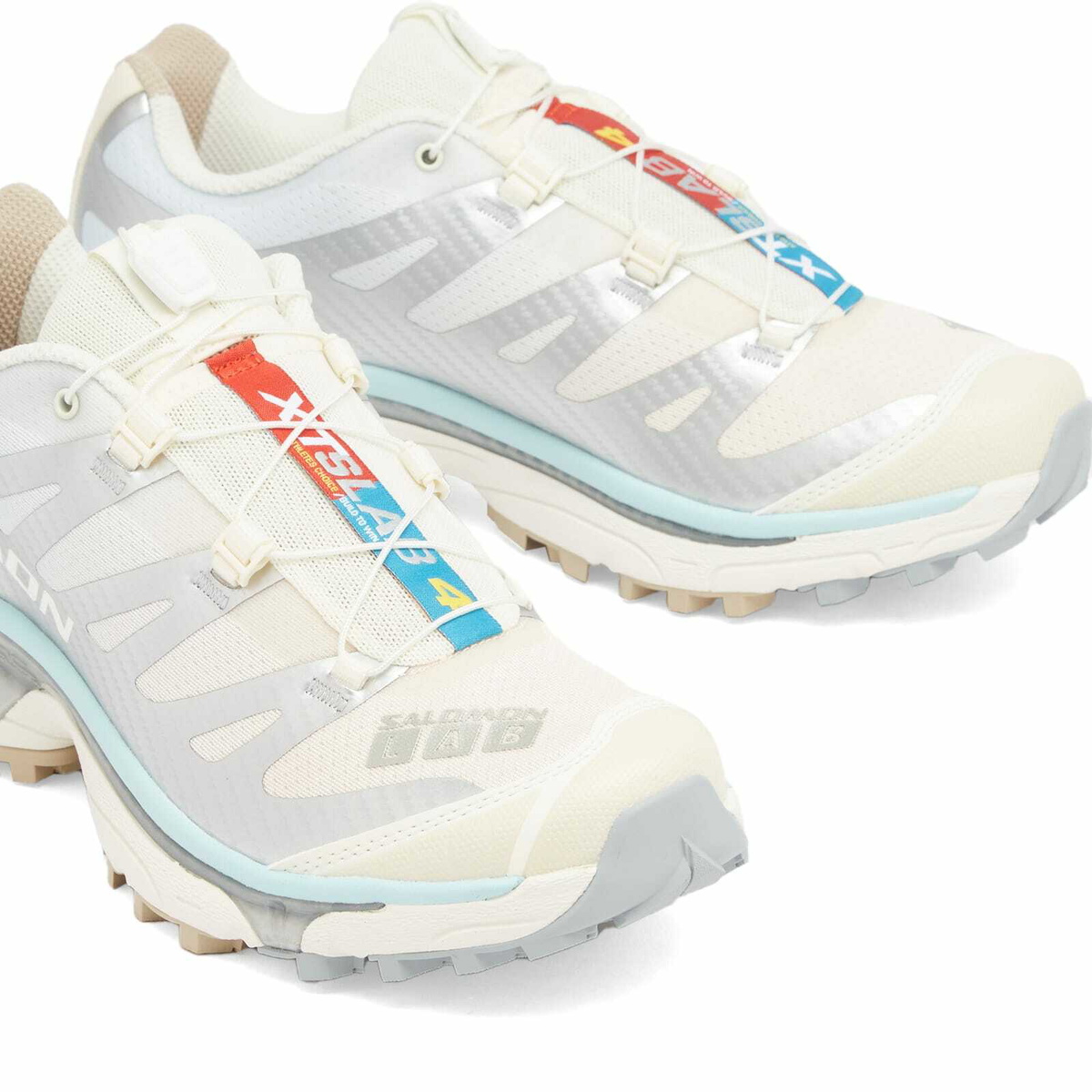 Salomon Xt-4 Og Sneaker in Vanilla Ice/Ballad Blue/Tender Peach Salomon
