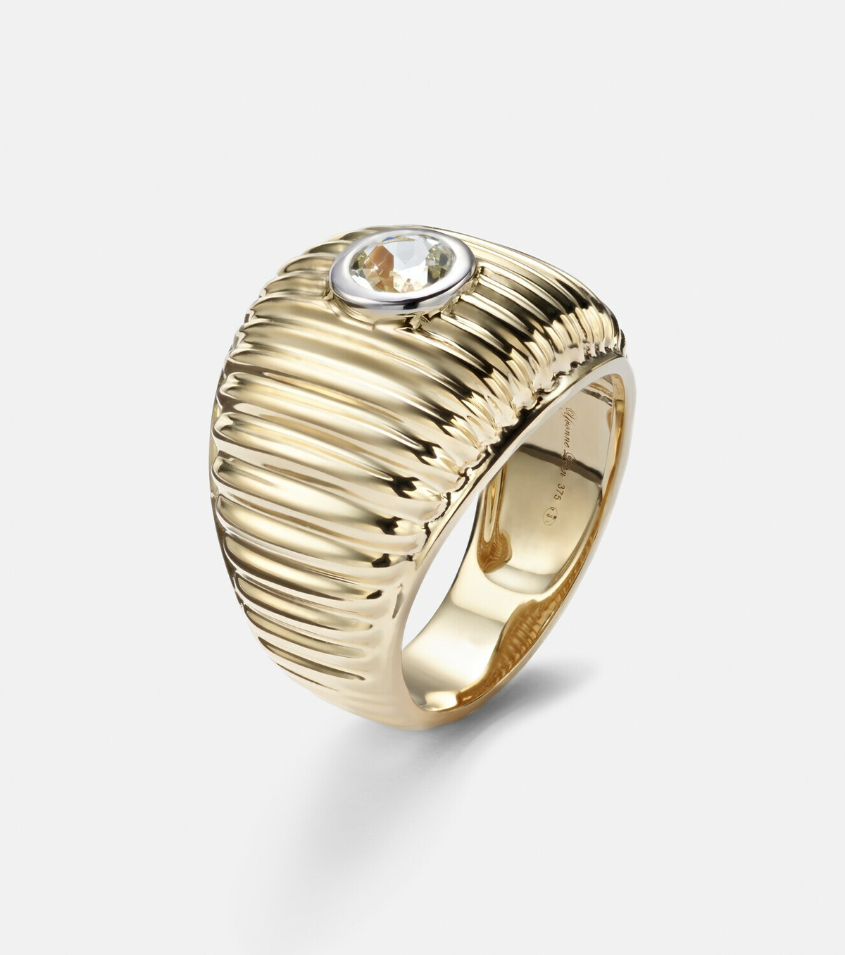 Yvonne Léon 9kt gold ring with topaz Yvonne Leon