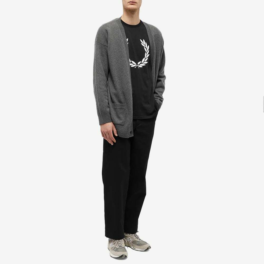 Fred Perry Authentic Men's Laurel Wreath Print T-Shirt in Black Fred ...