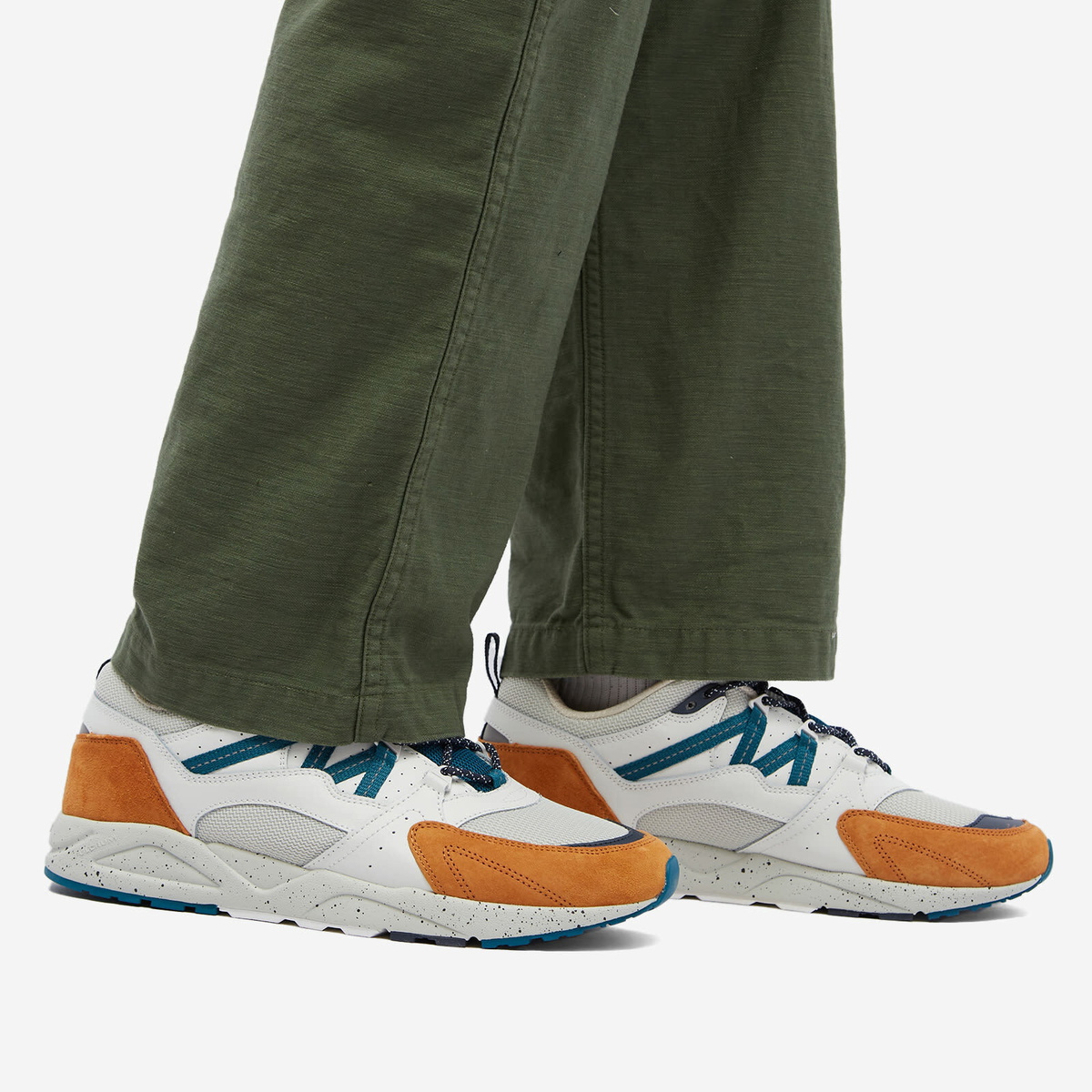 Karhu Men's Fusion 2.0 Sneakers in Nugget/Deep Lagoon Karhu