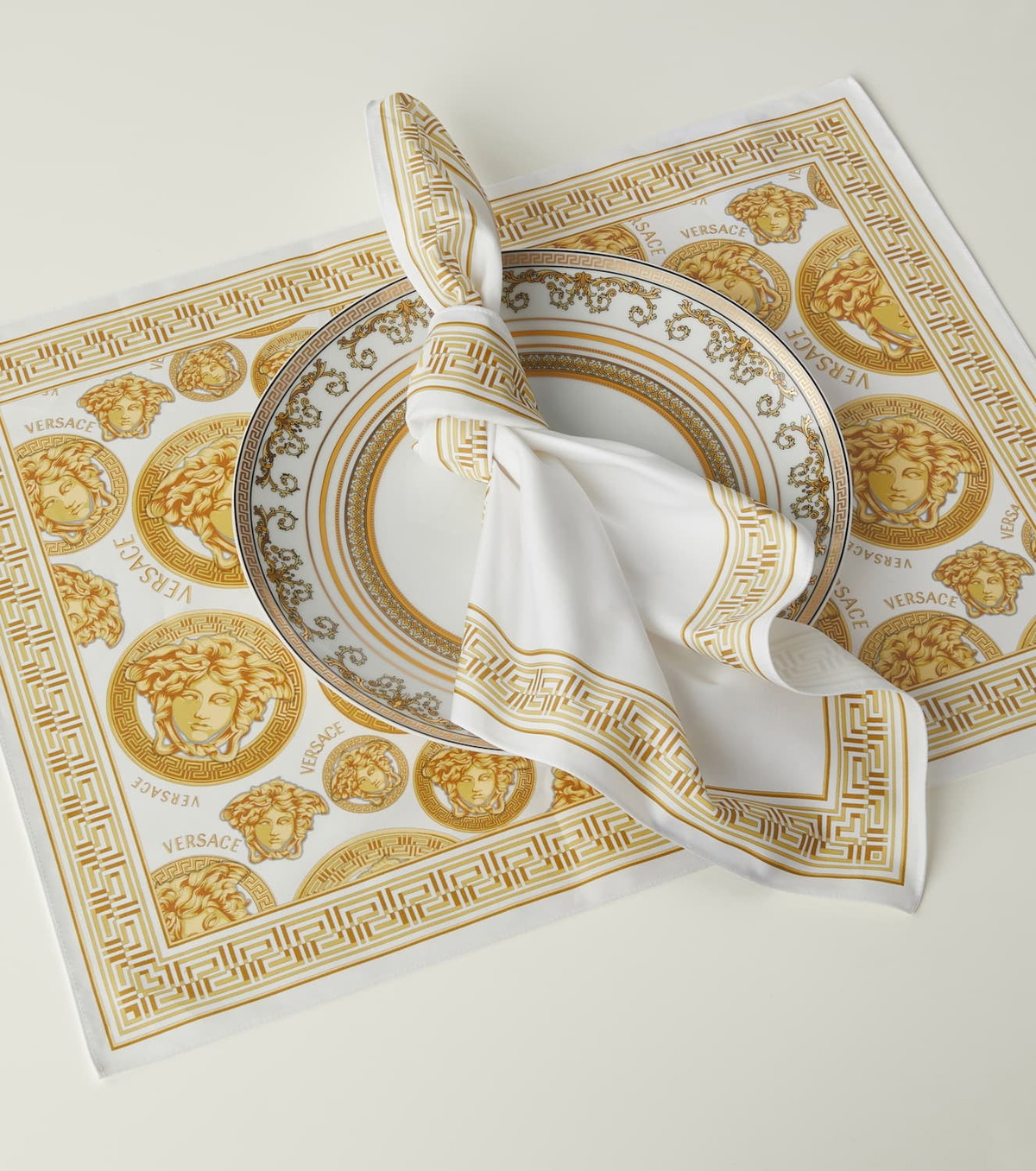 Versace Home Medusa Amplified set of 2 napkins and placemats Versace