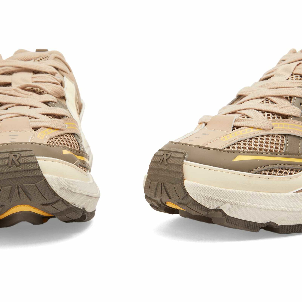Represent Men's Storm Runner in Taupe/Yellow Represent