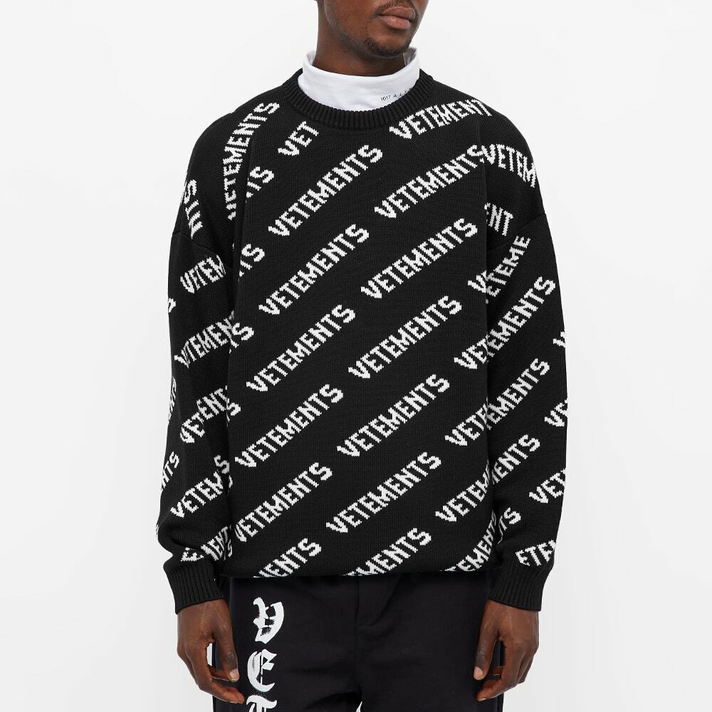 VETEMENTS Men's All Over Logo Crew Knit in Black Vetements