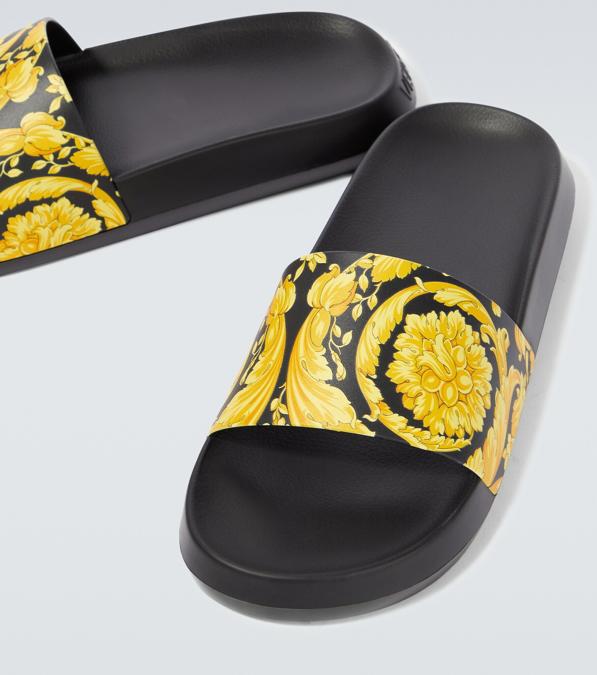 Versace - Printed slides Versace