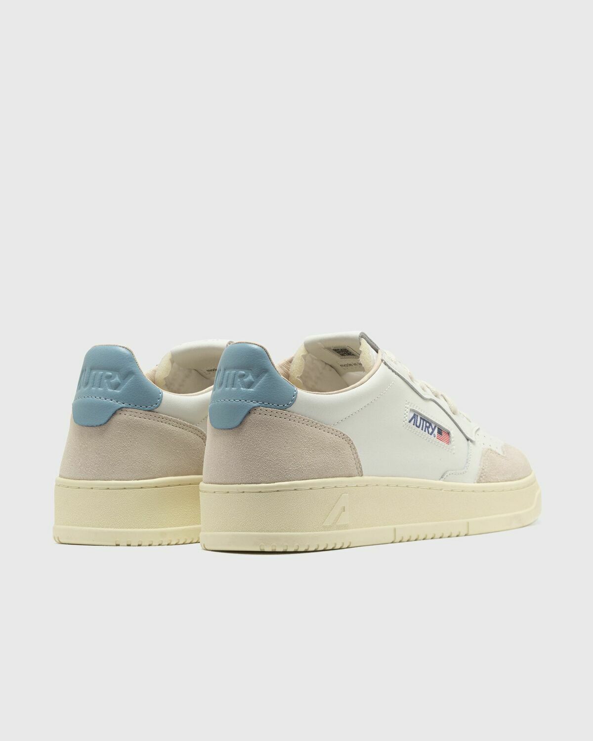 Autry Action Shoes MEDALIST LOW MAN White Mens Lowtop Autry