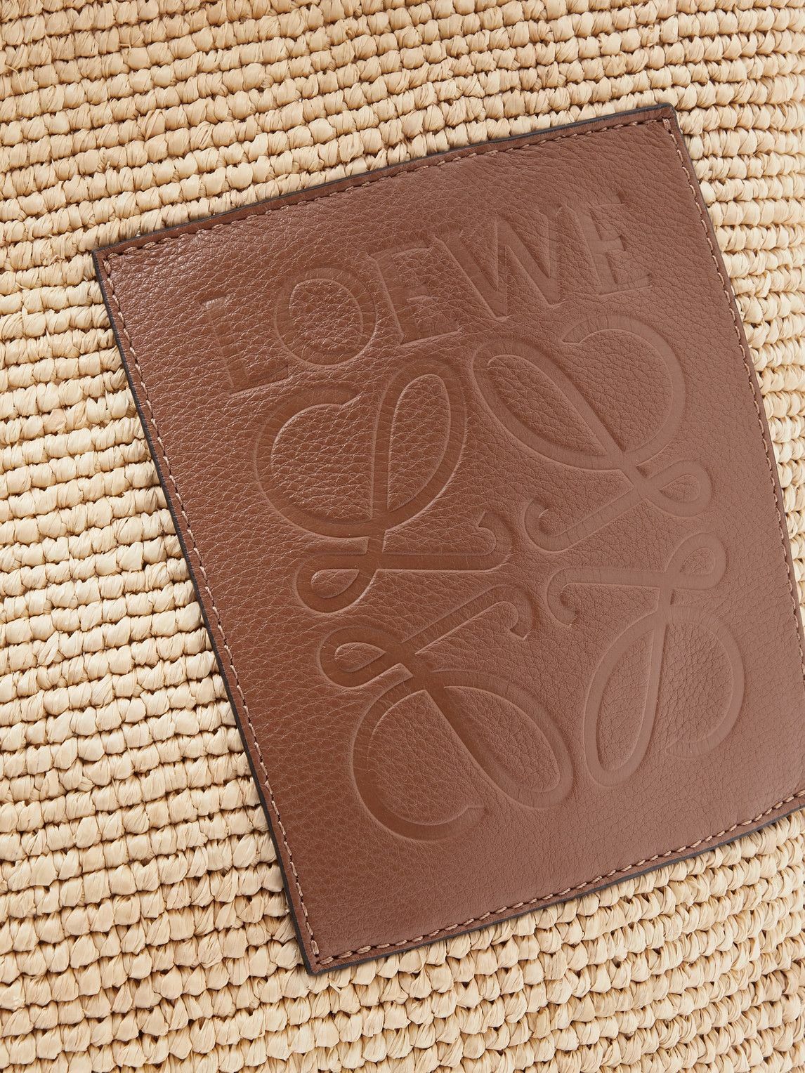 loewe-paula-s-ibiza-large-logo-debossed-leather-trimmed-raffia-tote
