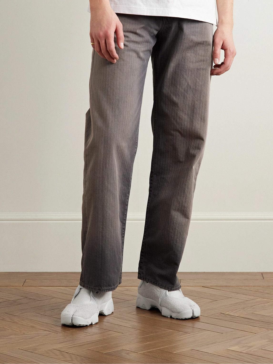 Nike - Air Rift Split-Toe Brushed-Suede and Mesh Sneakers - White Nike