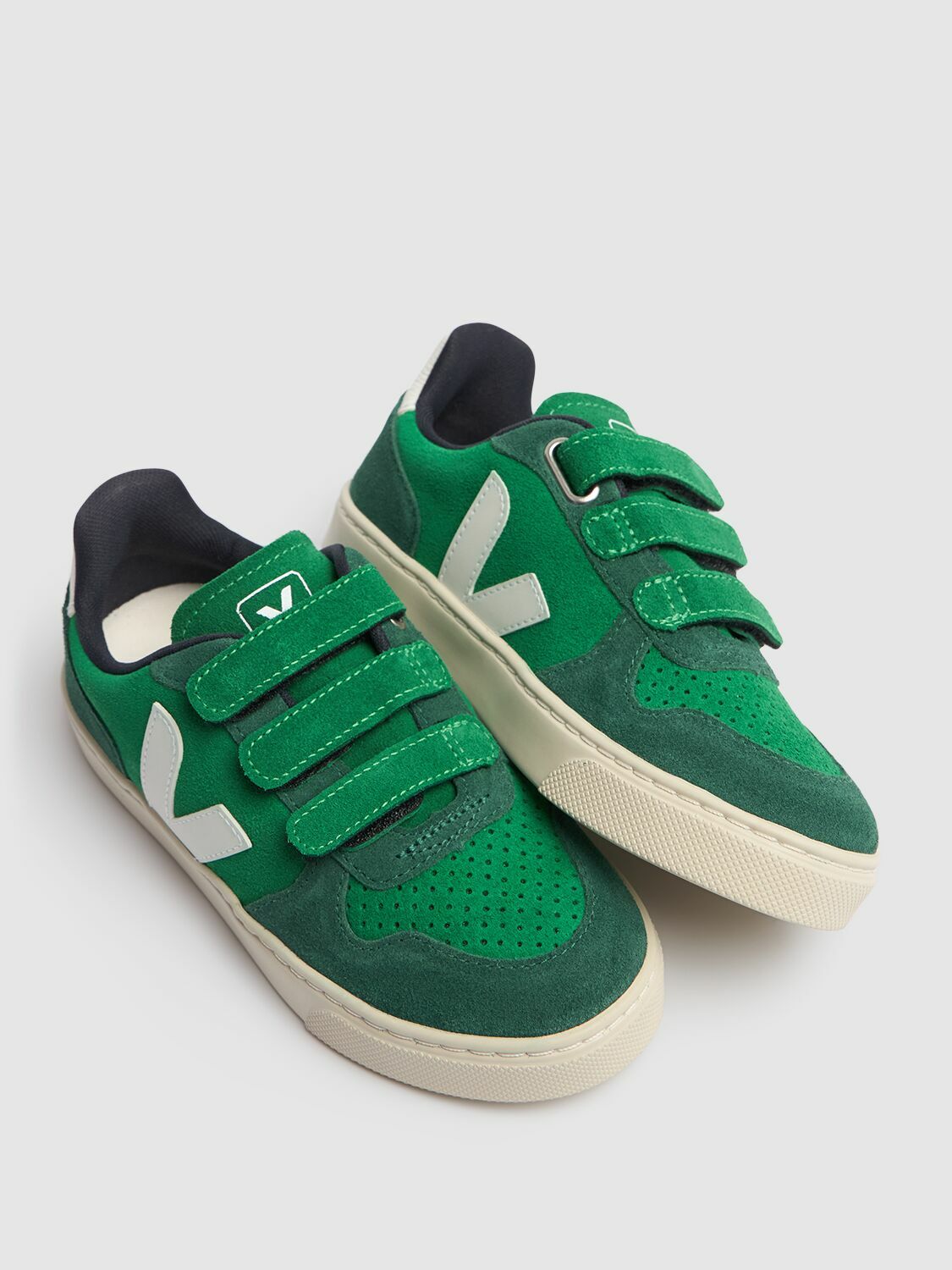 VEJA V10 Chrome-free Leather Sneakers VEJA