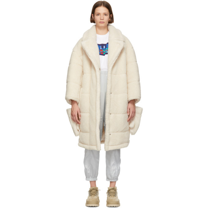 SJYP White Sherpa Detachable Gloves Coat SJYP