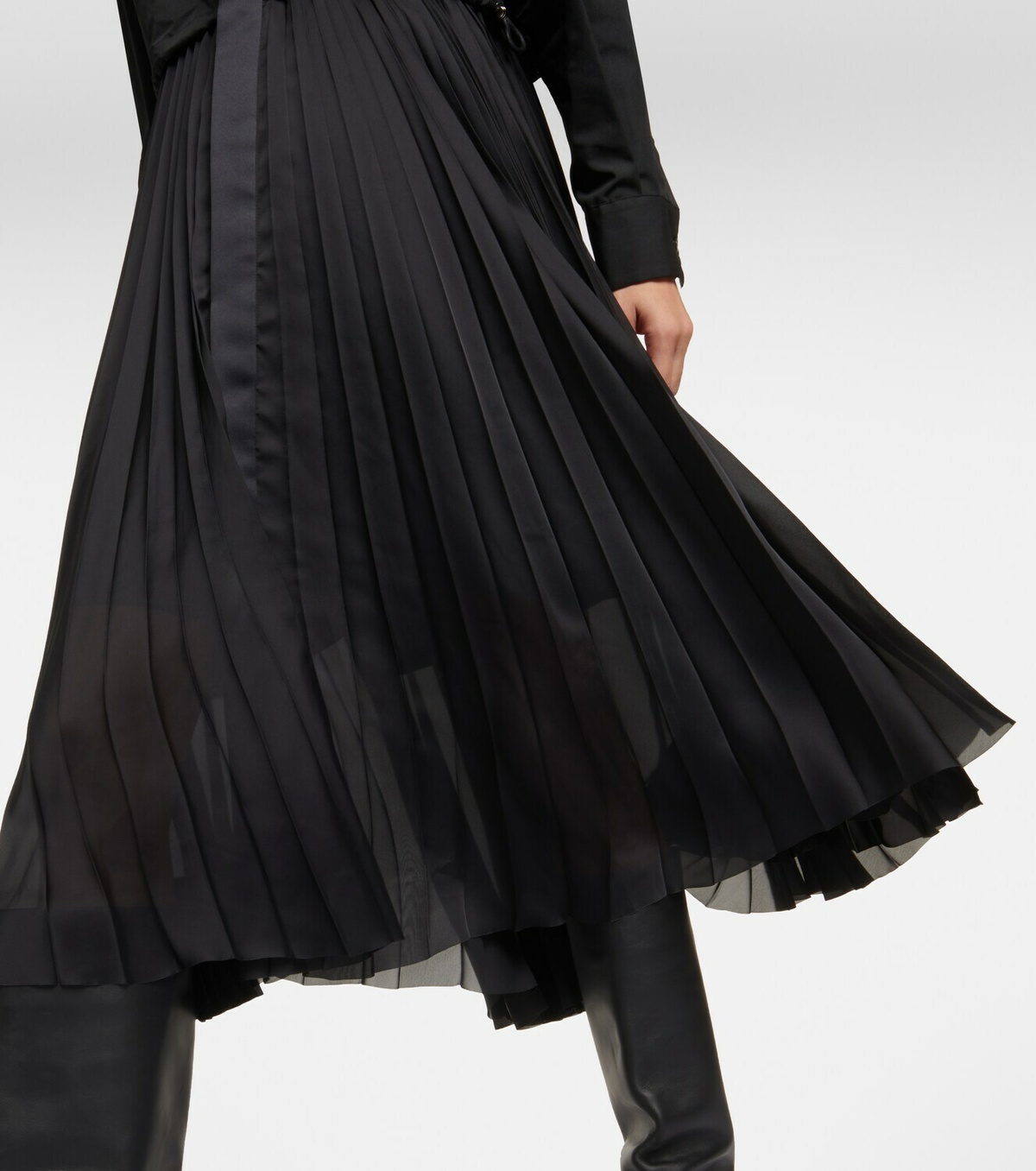 Sacai Pleated poplin and satin midi dress Sacai Sacai Pleated poplin and satin midi dress Sacai